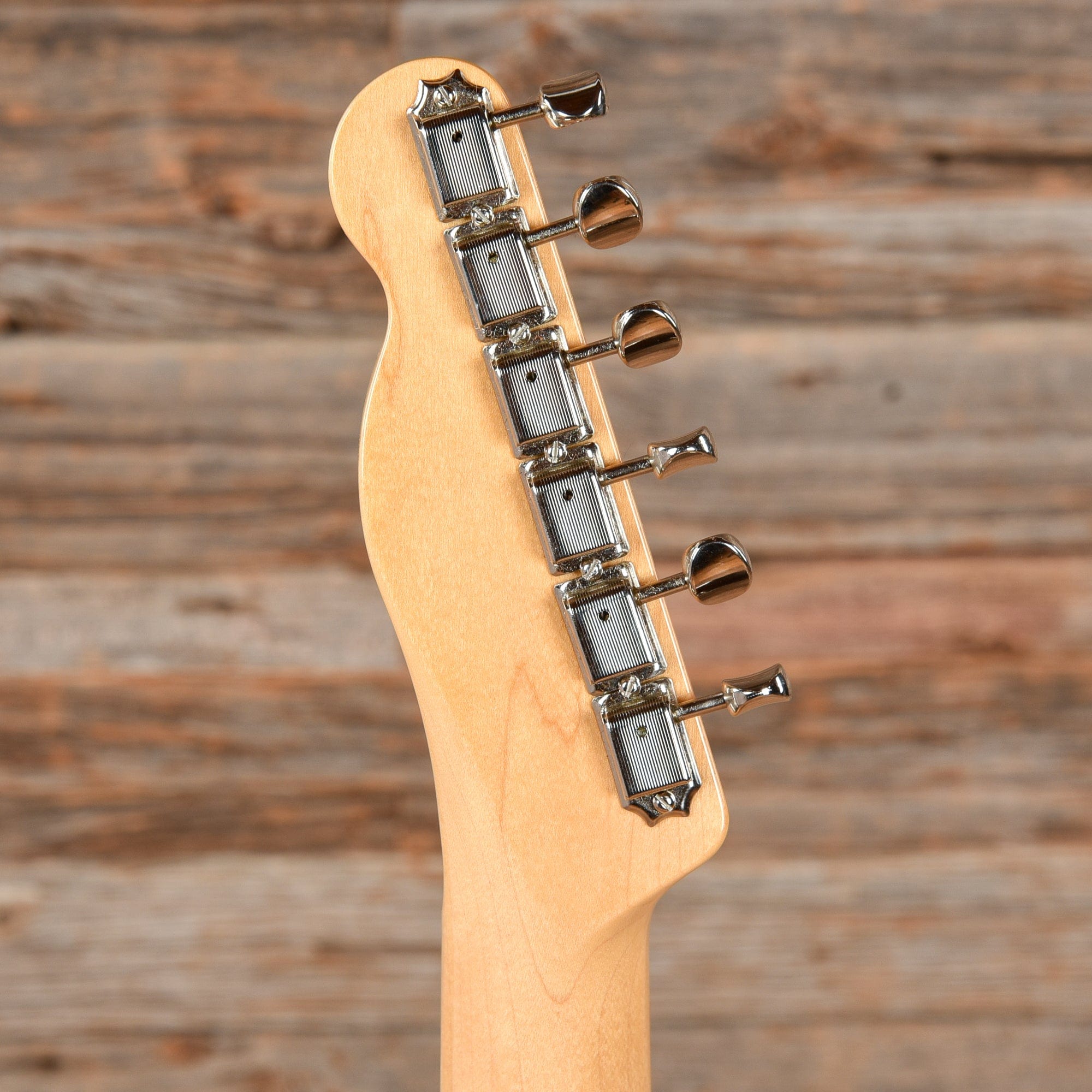 Fender American Vintage "Thin Skin" '52 Telecaster Butterscotch Blonde ...