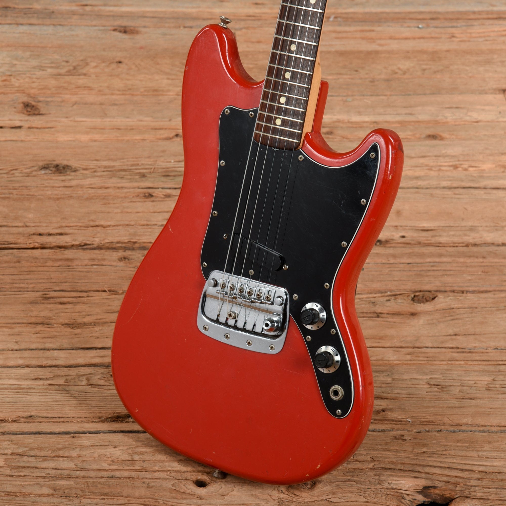 Fender Bronco Fiest Red 1979 – Chicago Music Exchange