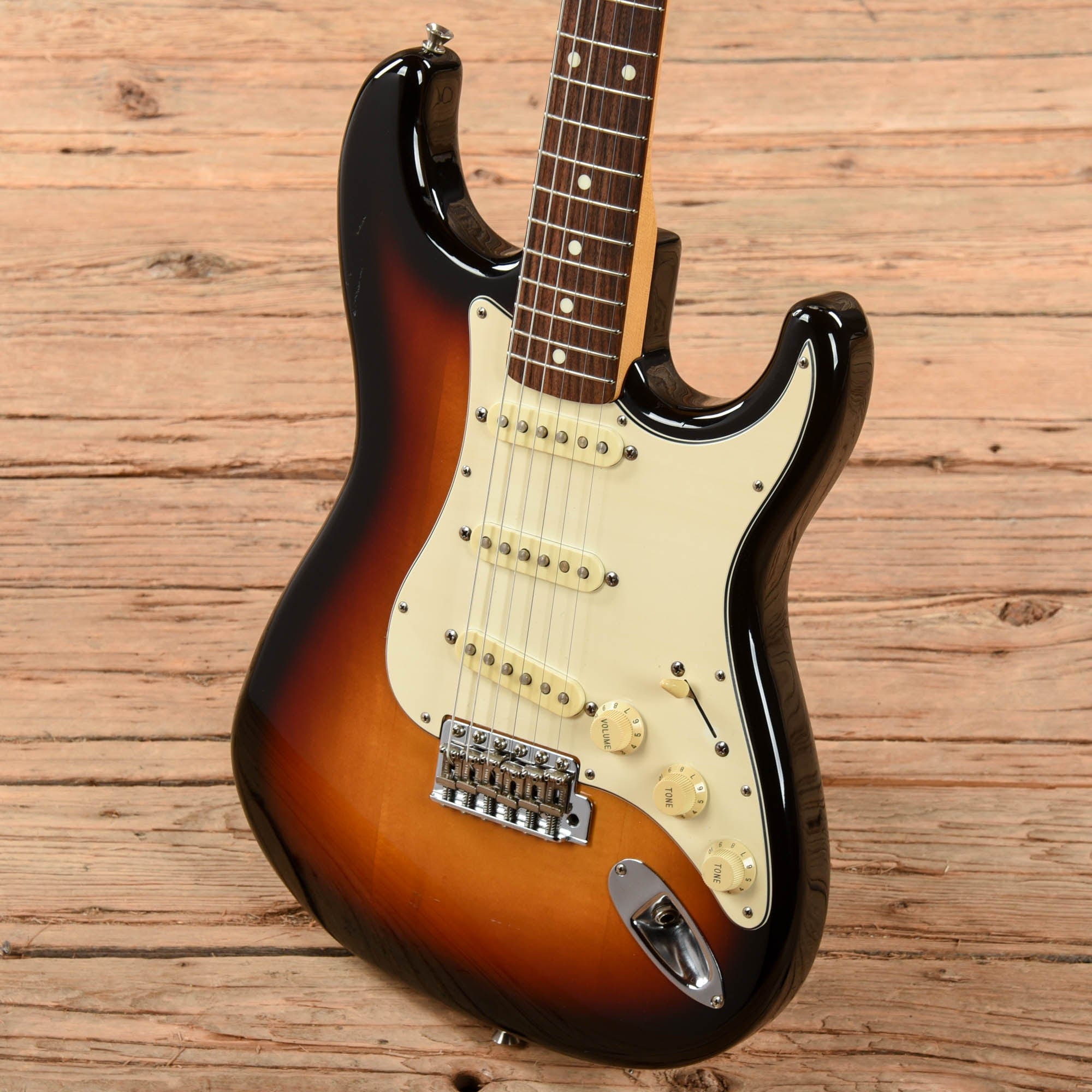 Fender CIJ ST-62 Stratocaster Sunburst 1994 – Chicago Music Exchange