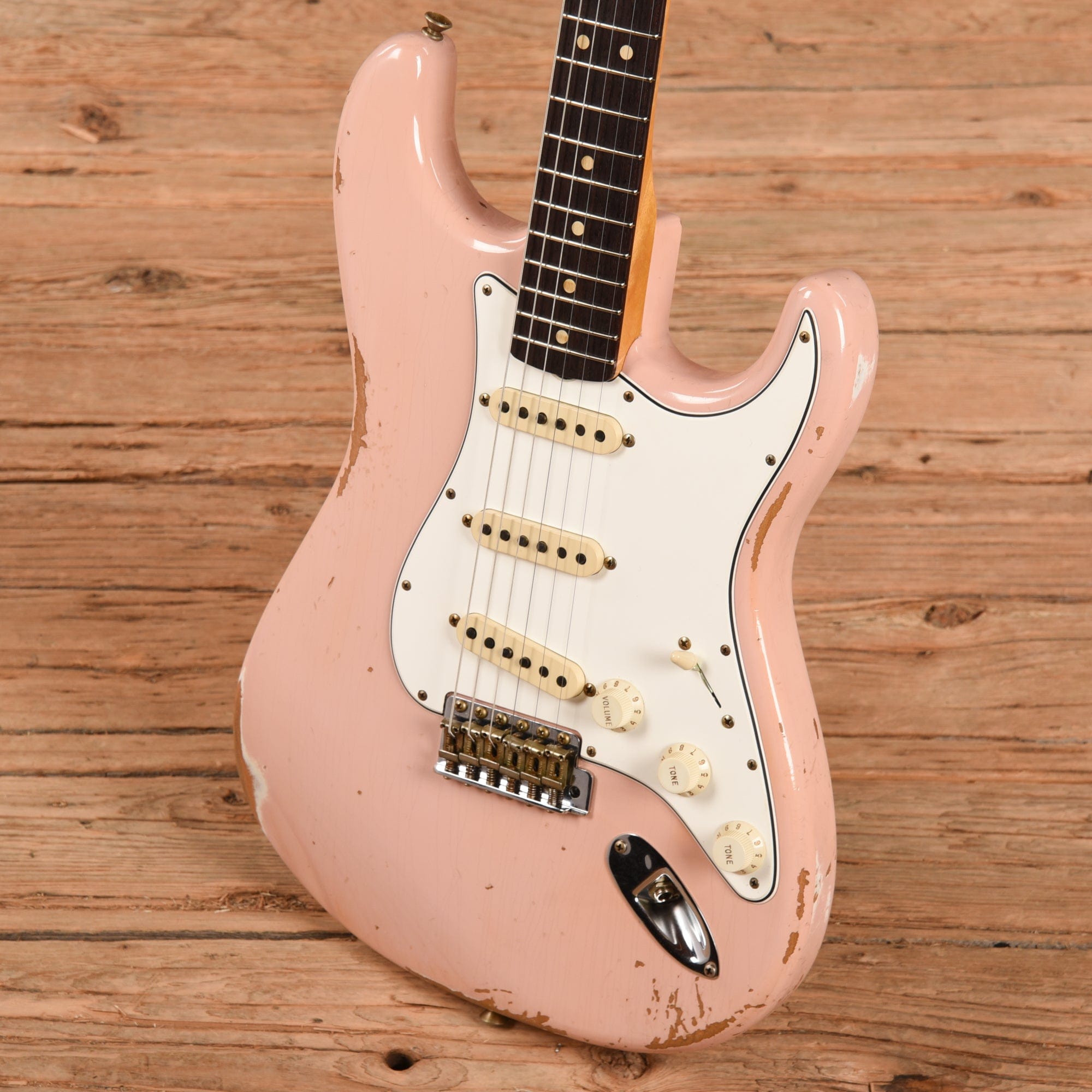 Fender Custom Shop 1963 Stratocaster Relic Shell Pink 2020 – Chicago ...