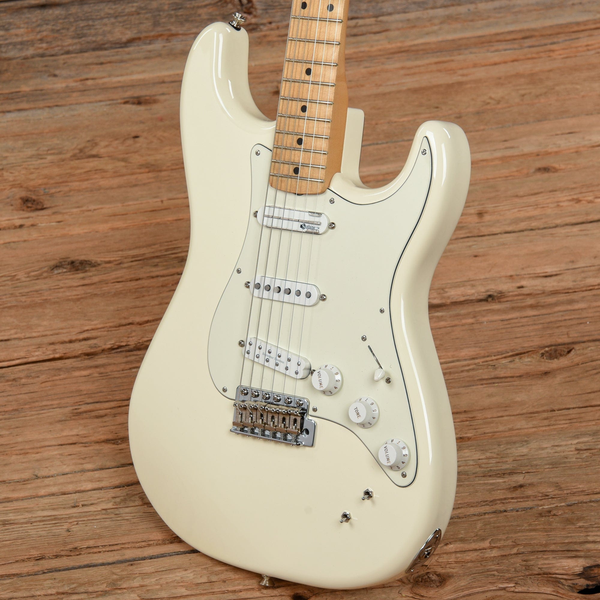 Fender EOB Ed O'Brien Signature Sustainer Stratocaster Olympic White 2 ...