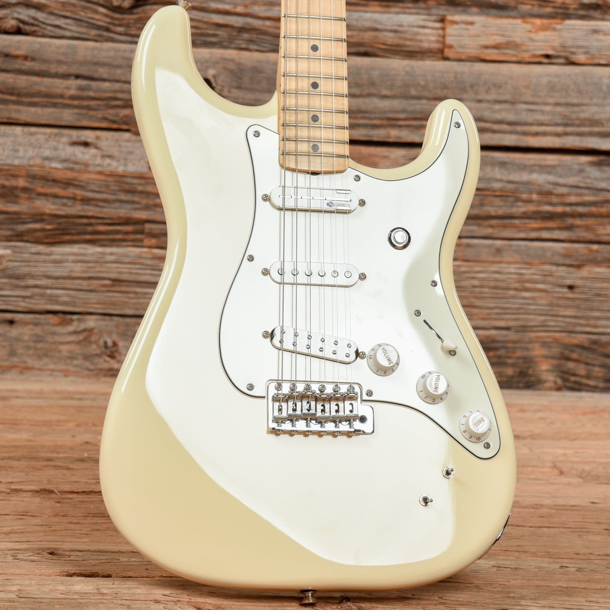 Fender EOB Ed O'Brien Signature Sustainer Stratocaster Olympic White 2 ...