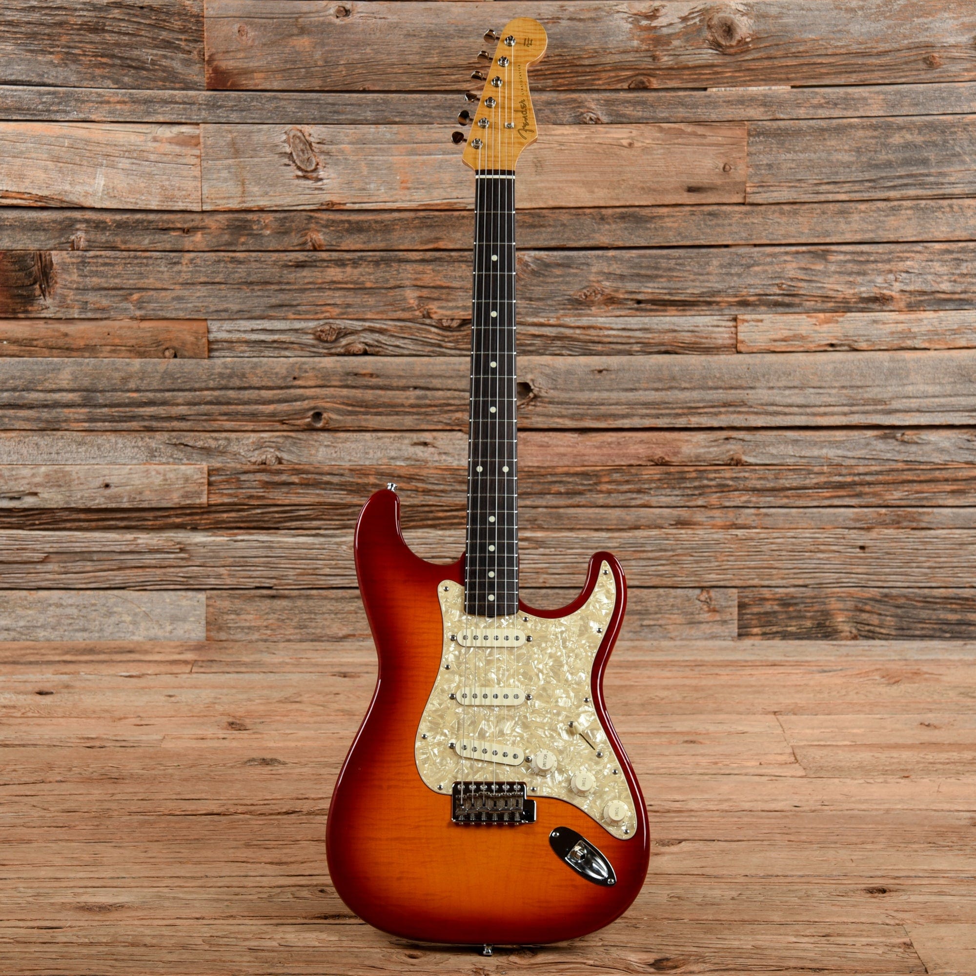 Fender Foto Flame Stratocaster Sunburst 1995 – Chicago Music Exchange