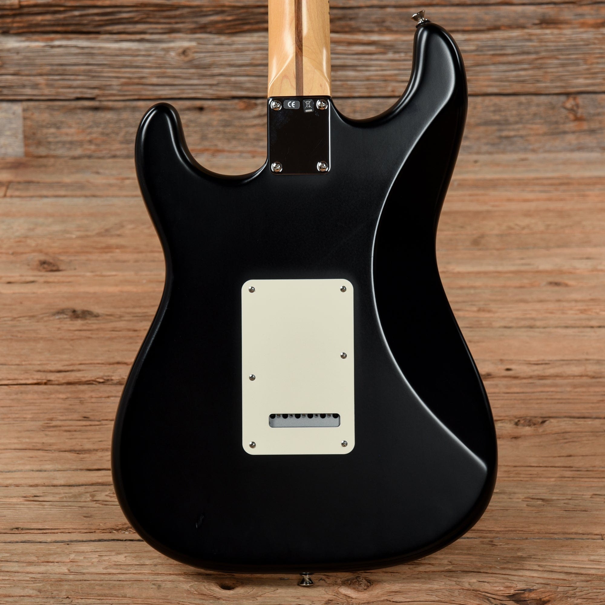 Fender Highway One Stratocaster Satin Black 2011 – Chicago Music Exchange