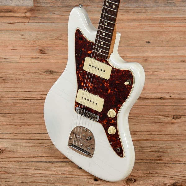 Fender Jazzmaster White 1965 – Chicago Music Exchange