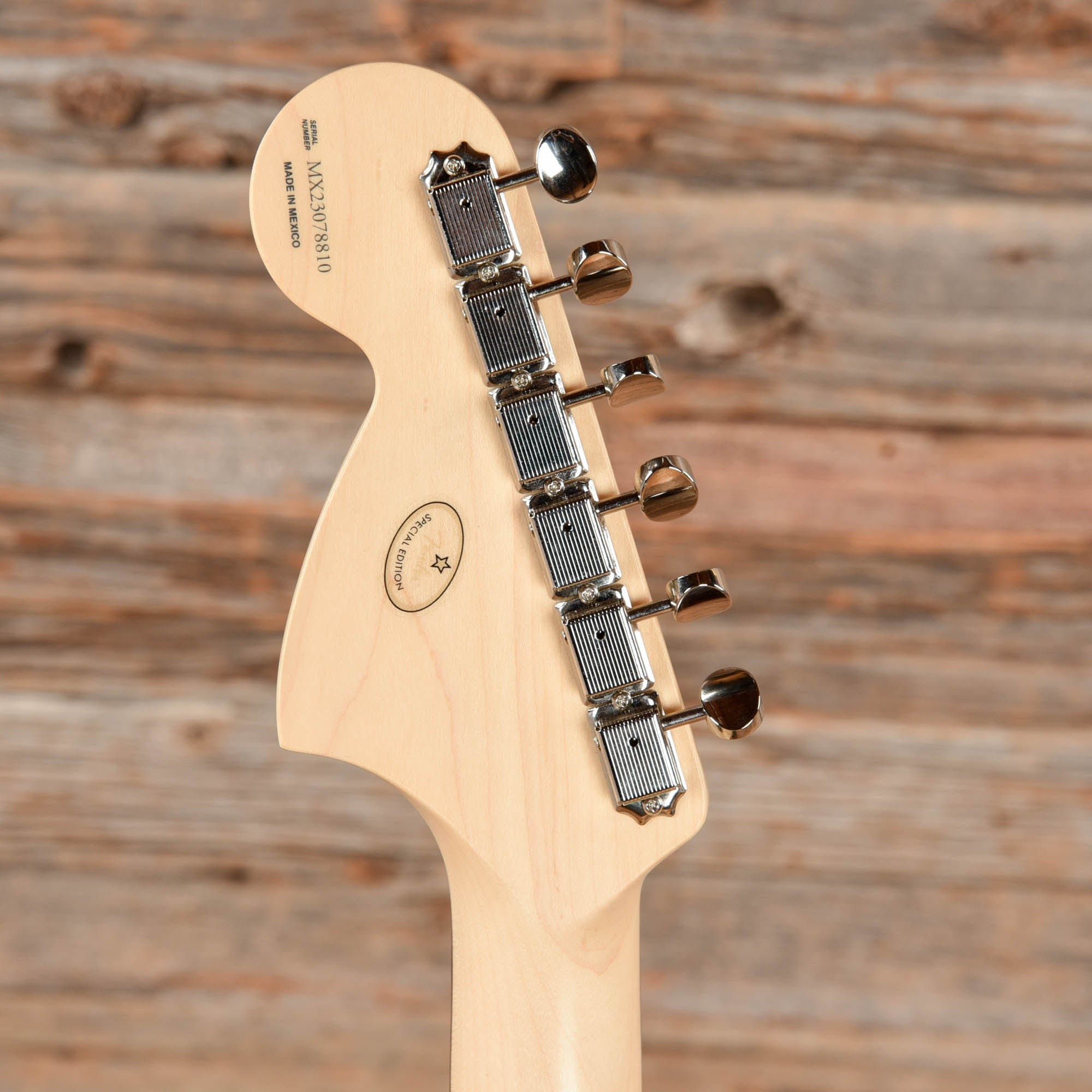 Fender Limited Edition Tom DeLonge Signature Stratocaster Surf Green 2 ...