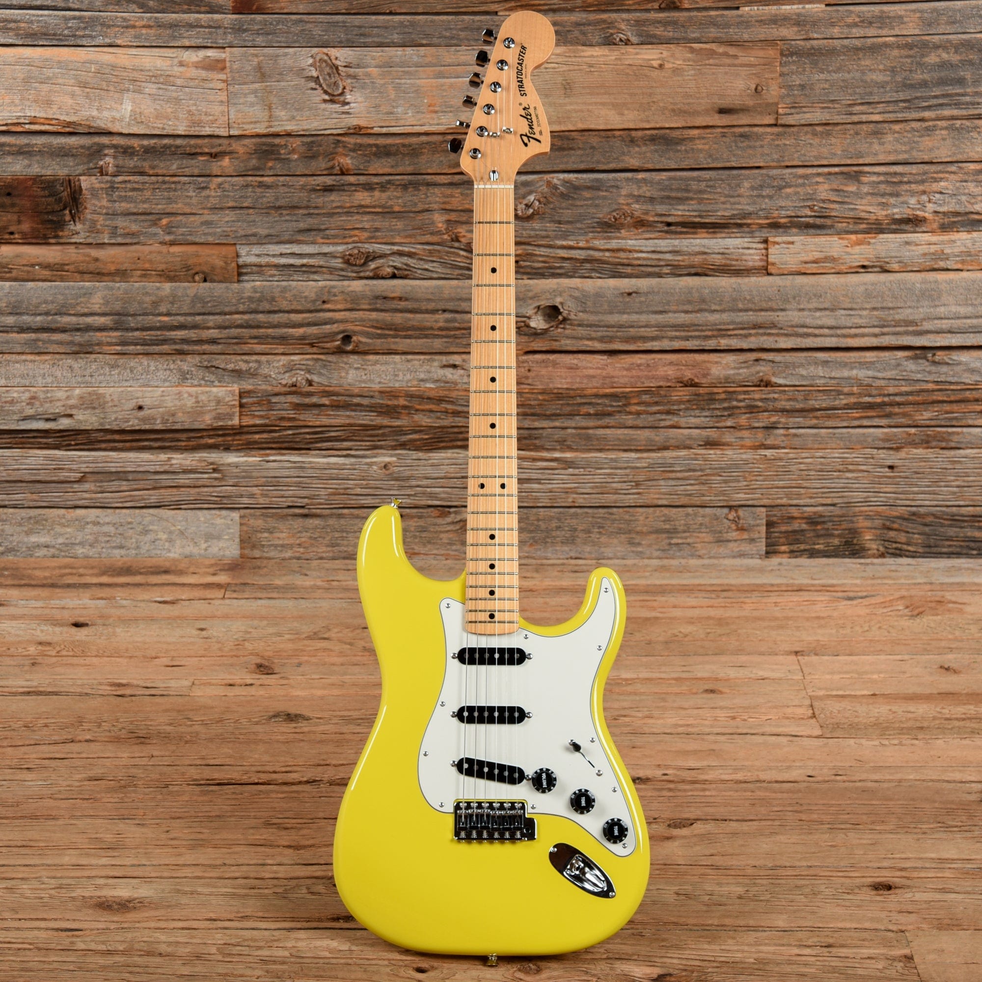 Fender Made in Japan Limited International Color Series Stratocaster M ...