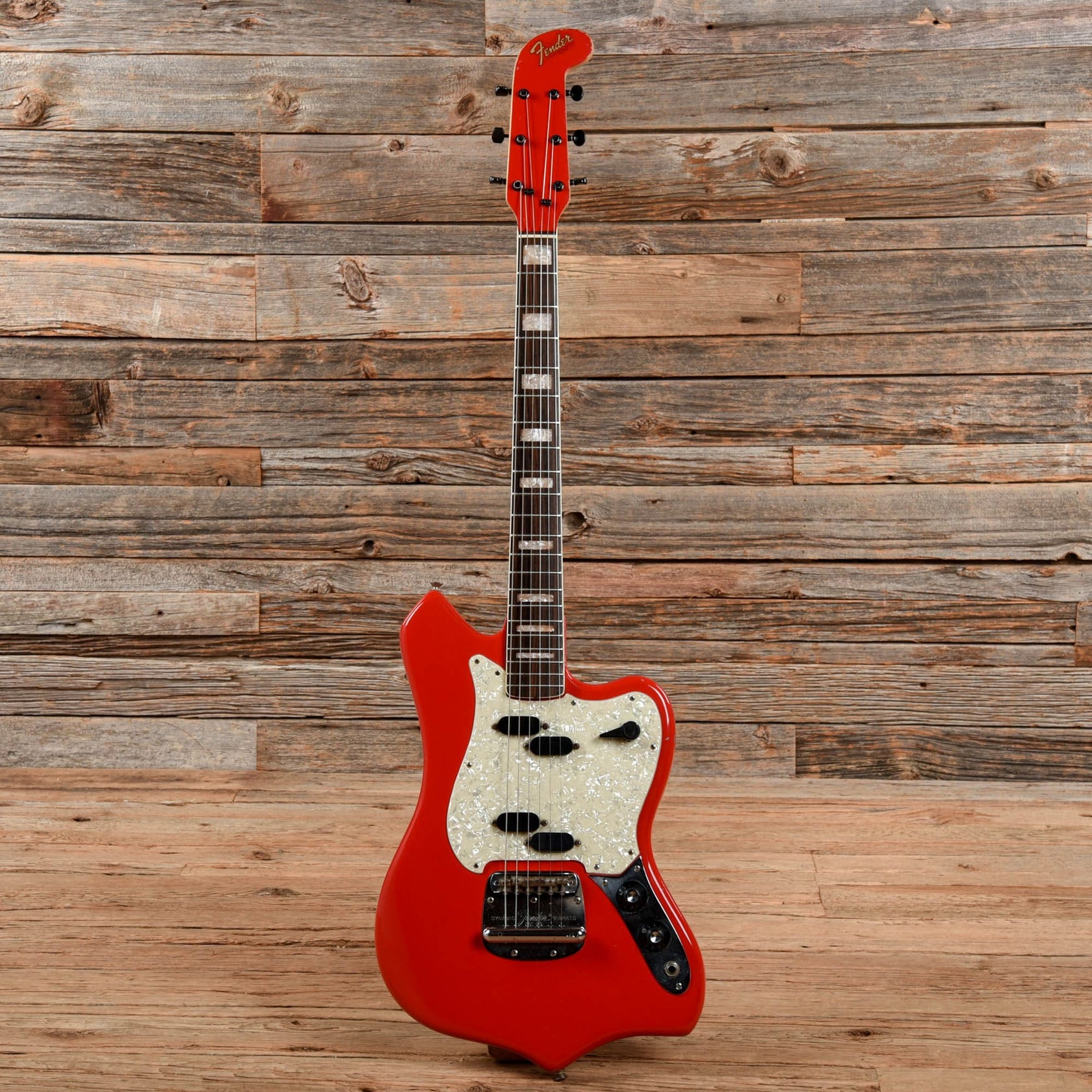 Fender Maverick Fiesta Red 1969 – Chicago Music Exchange
