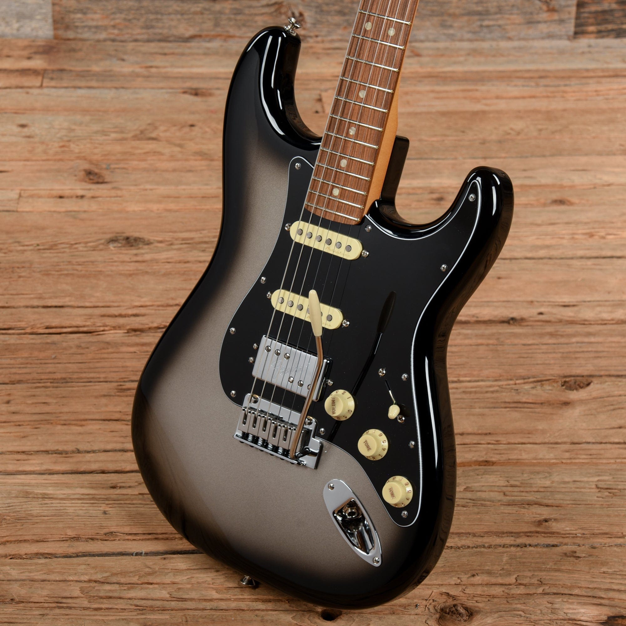 Fender Player Plus Stratocaster HSS Silverburst 2023 – Chicago Music ...