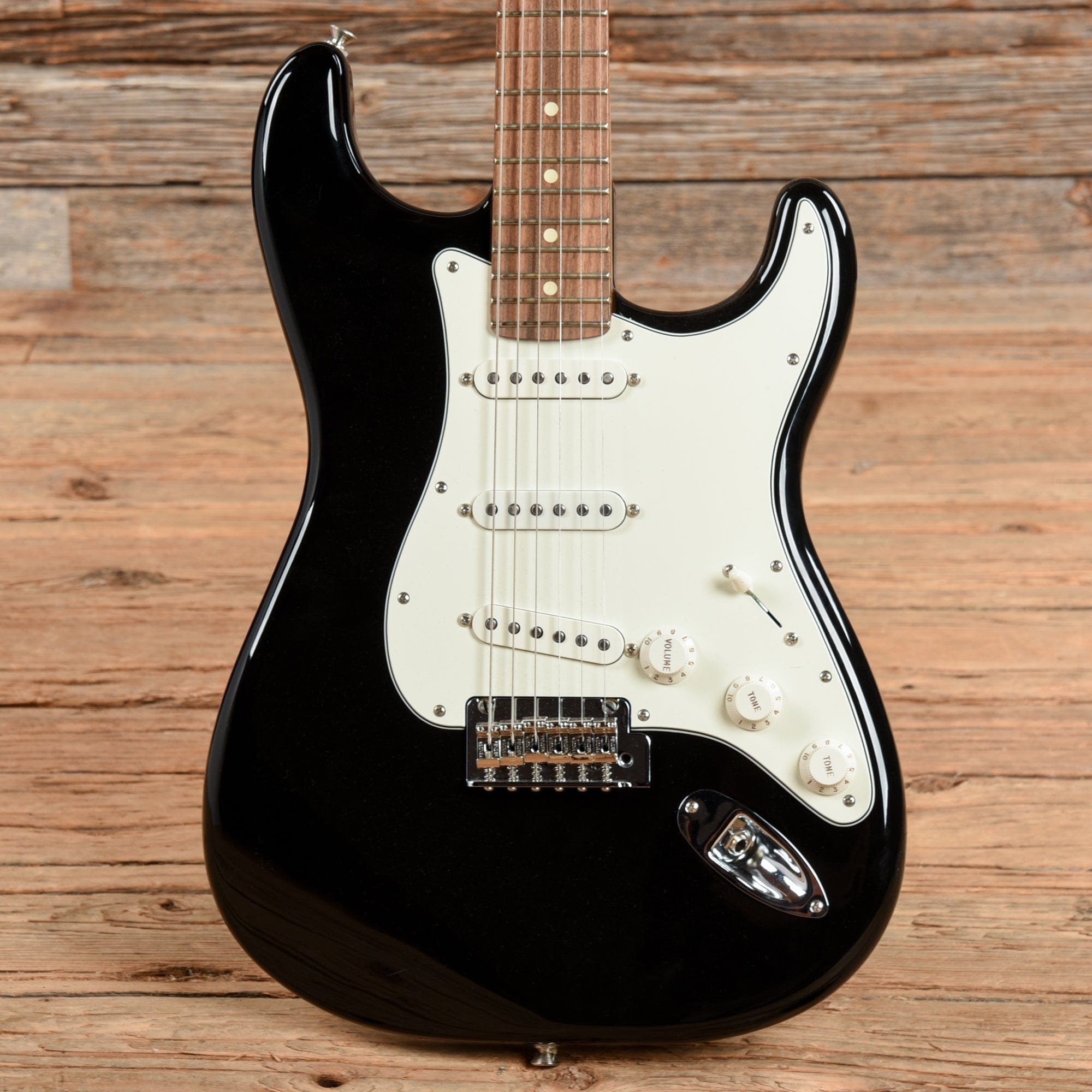 Fender Player Stratocaster Black – Chicago Music Exchange