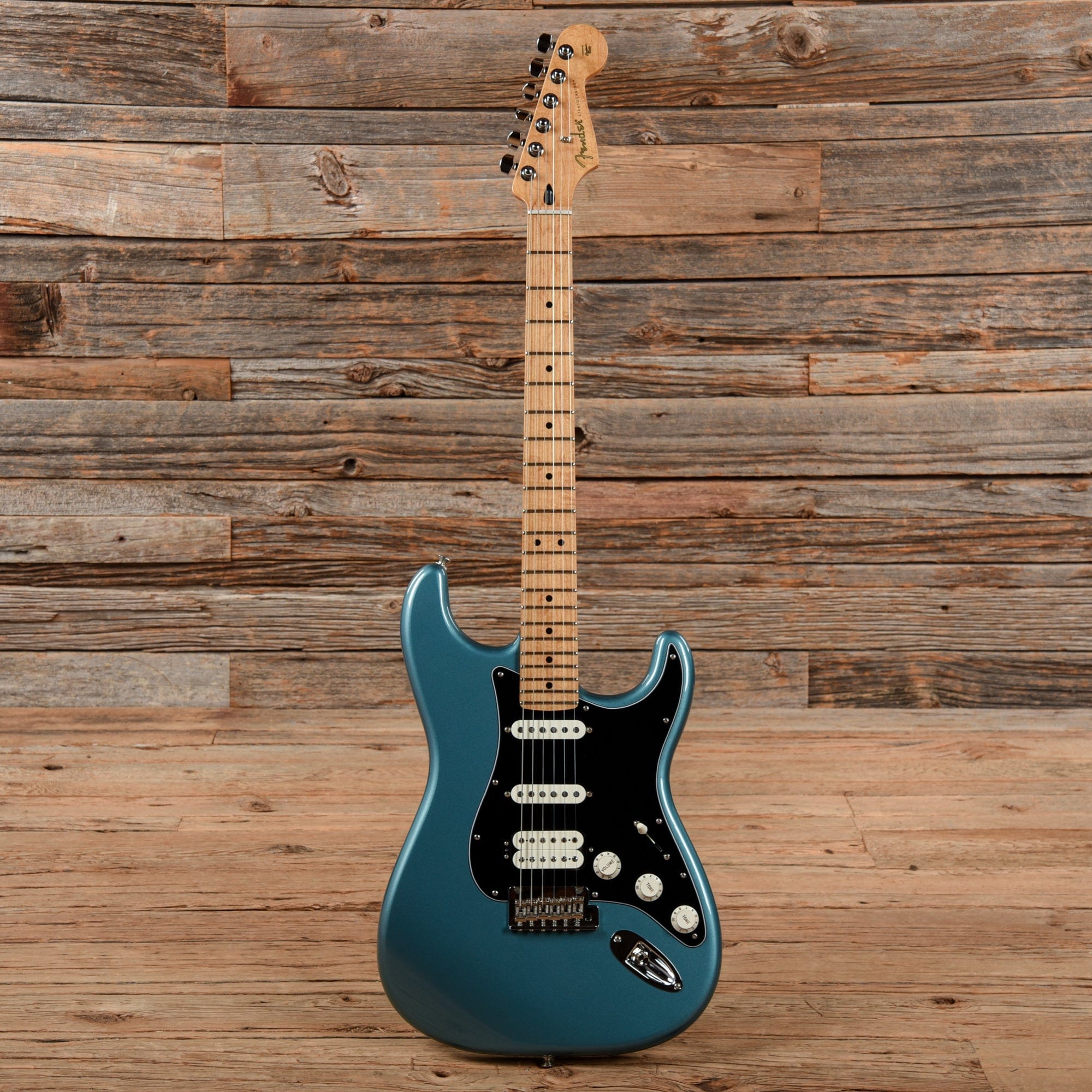 Fender Player Stratocaster HSS Tidepool 2018 – Chicago Music Exchange