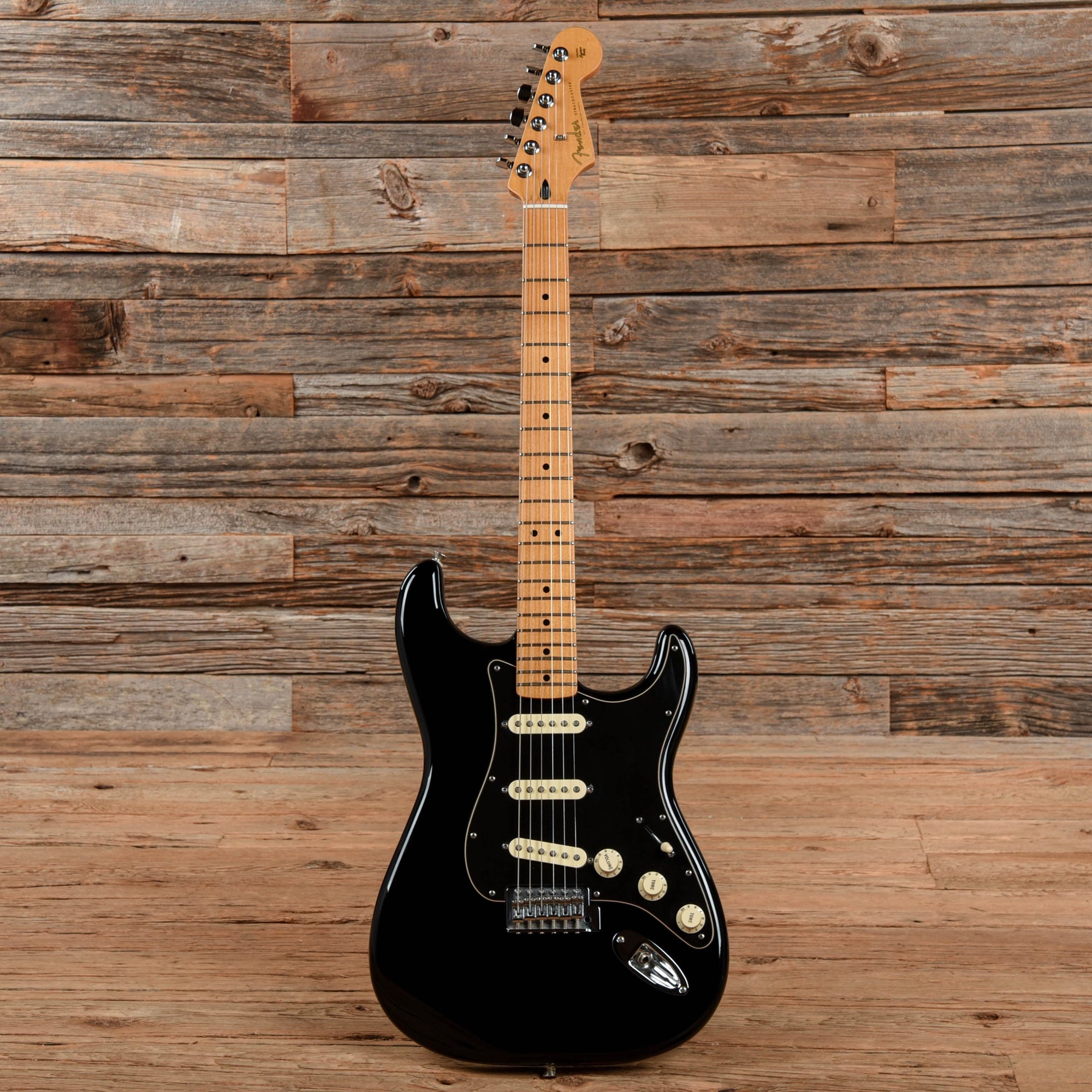 Fender Standard Stratocaster Black 2012 – Chicago Music Exchange