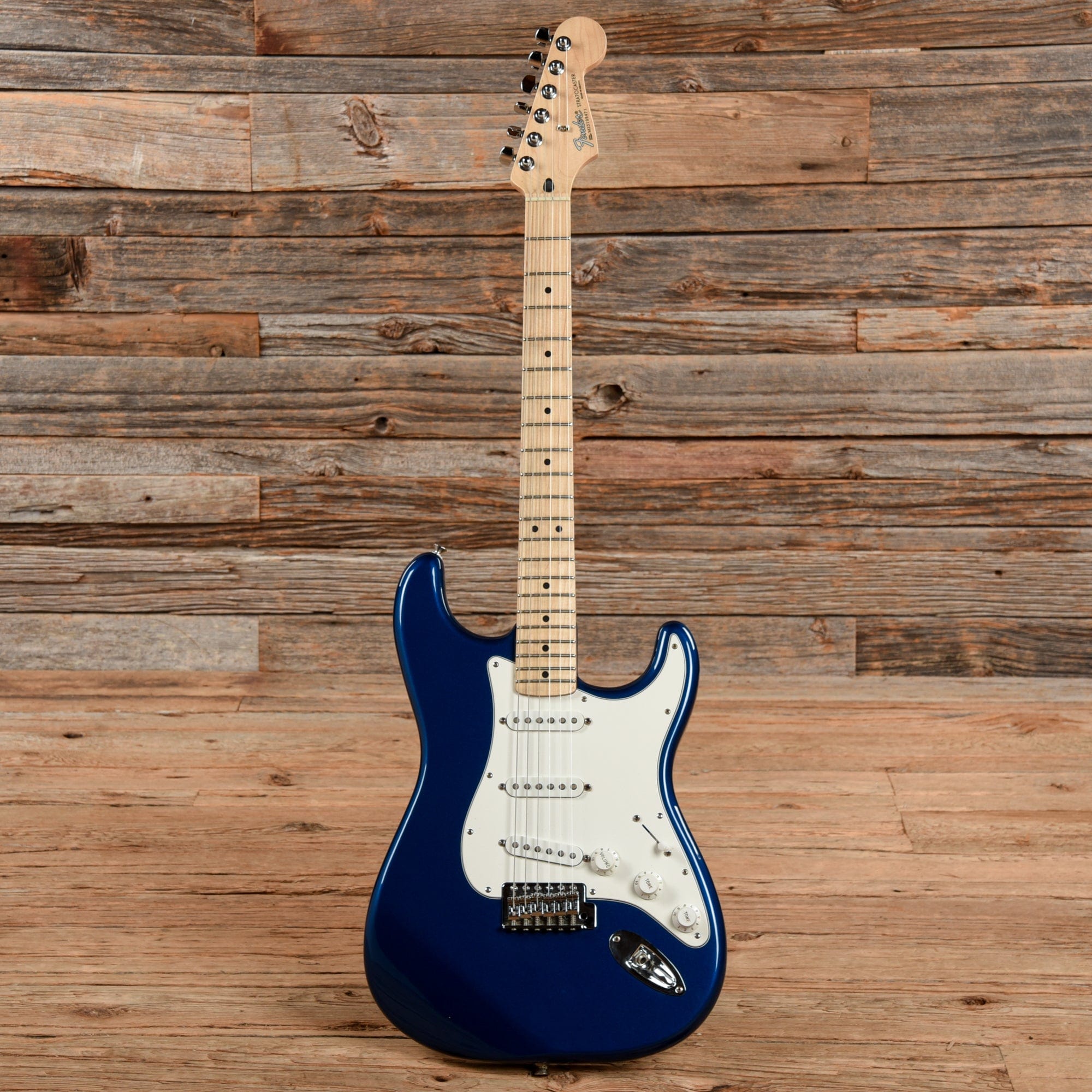 Fender Standard Stratocaster Electron Blue 2005 – Chicago Music Exchange
