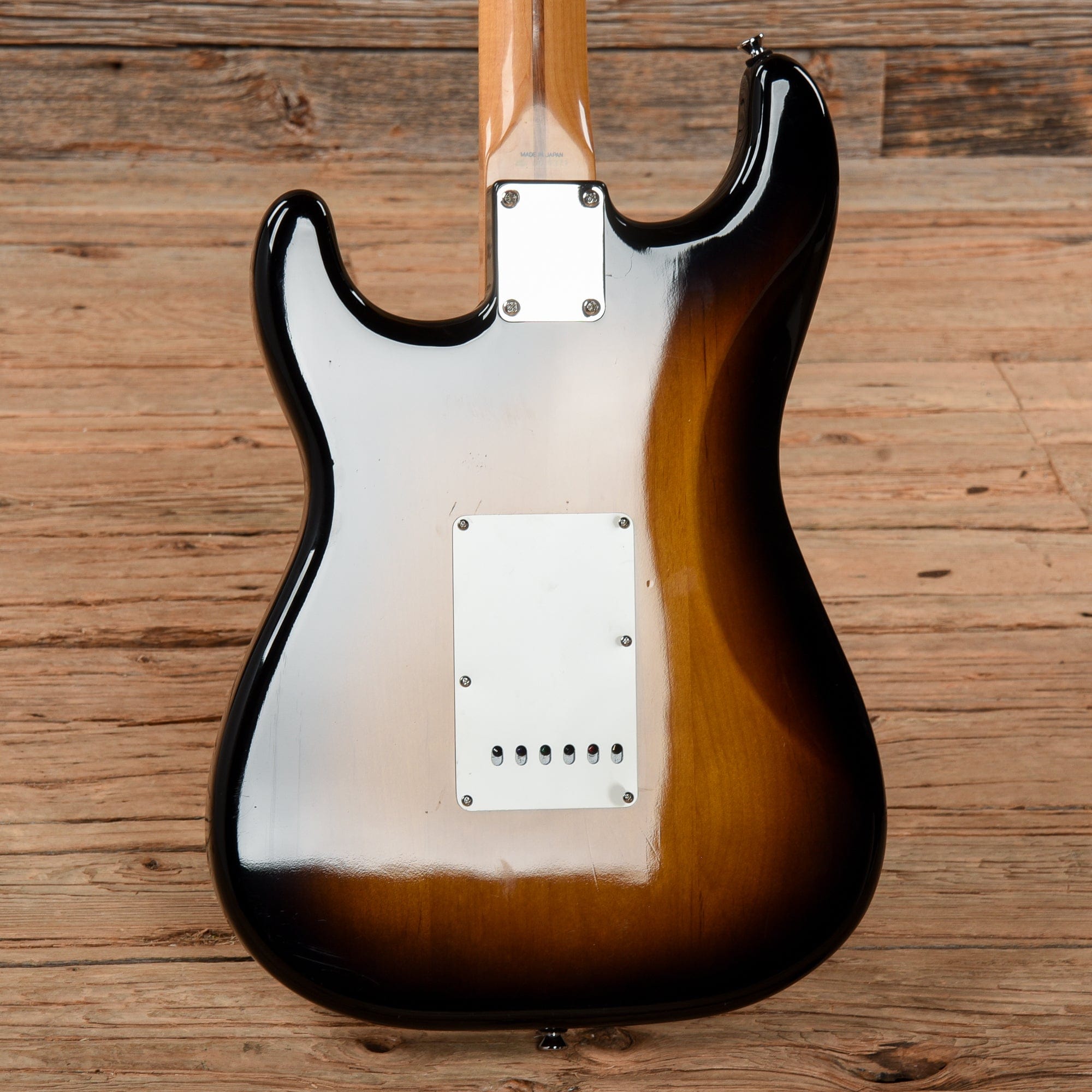 Fender Stratocaster Japan Sunburst 1990 – Chicago Music Exchange
