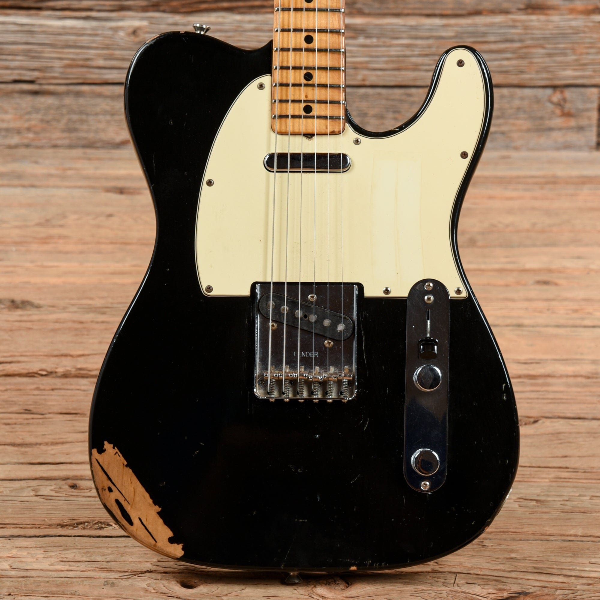 Fender Telecaster Black 1975 – Chicago Music Exchange