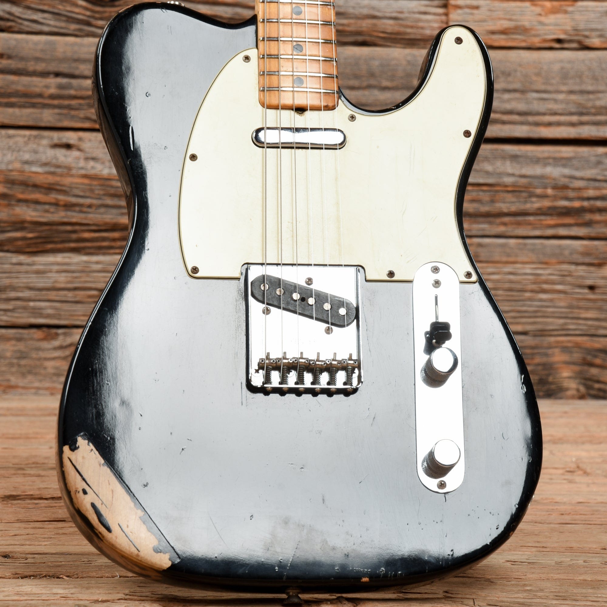 Fender Telecaster Black 1975 – Chicago Music Exchange