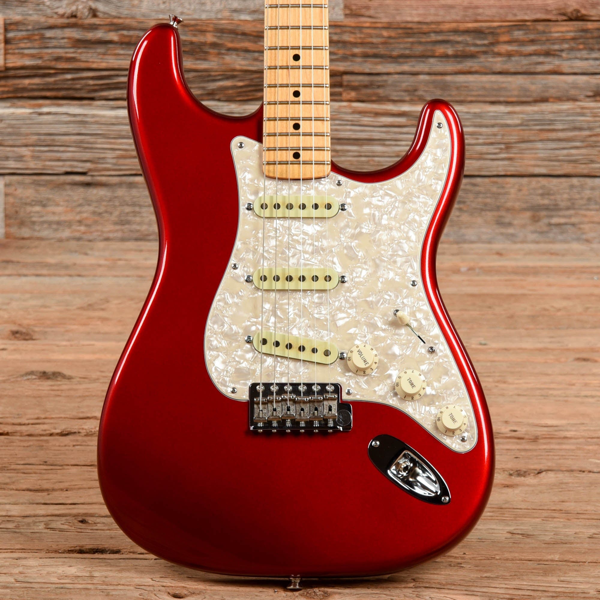 Fender Vintage Hot Rod '57 Stratocaster Candy Apple Red – Chicago Music ...