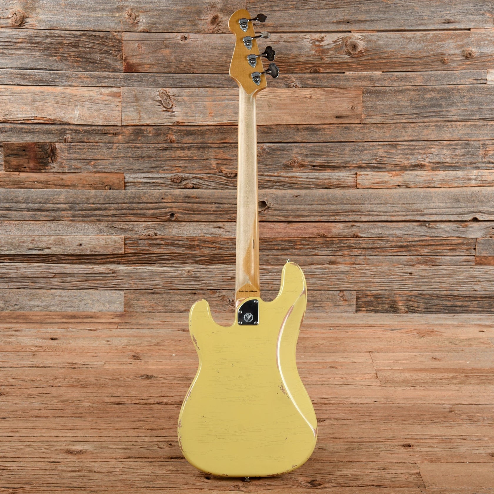 Form Factor PB4 Relic White – Chicago Music Exchange