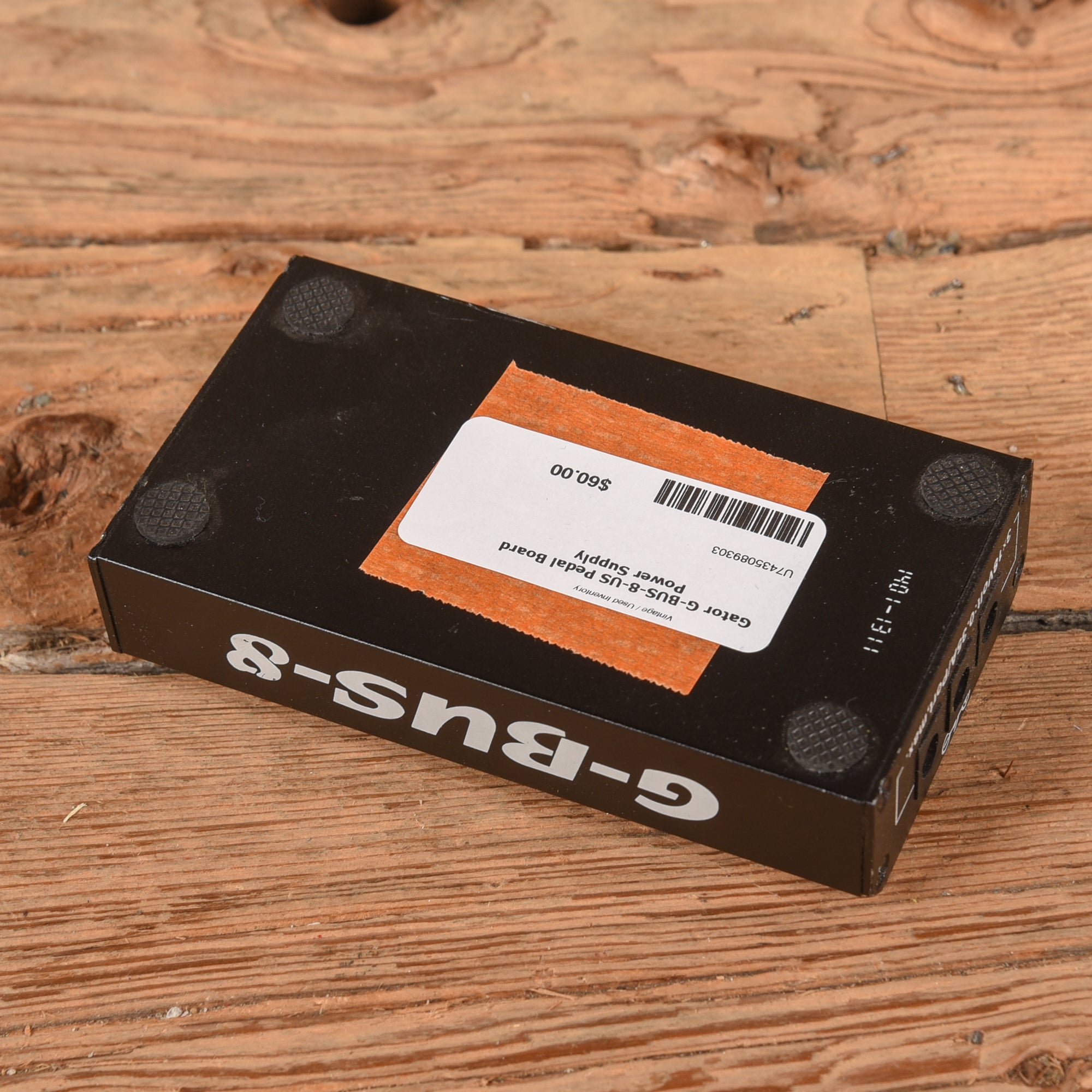 Gator G-BUS-8-US Pedal Board Power Supply – Chicago Music Exchange