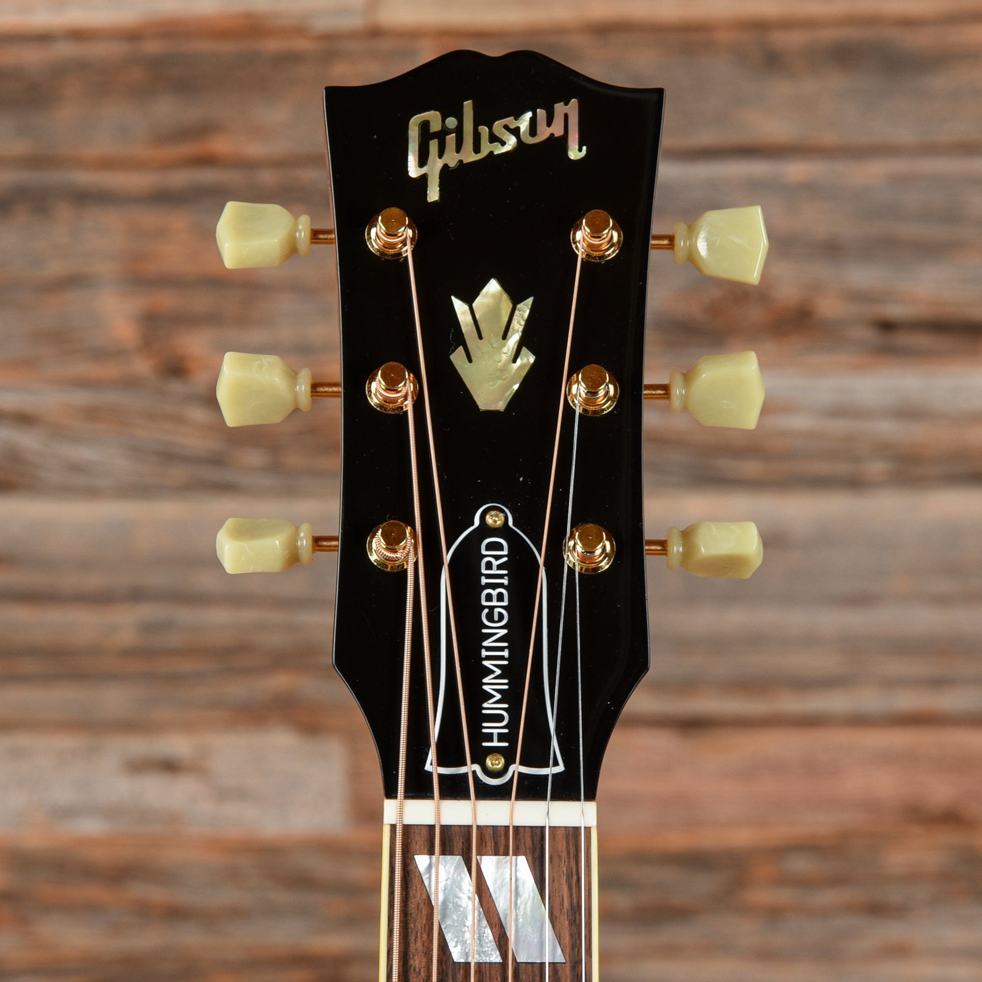 Gibson Hummingbird Standard Cherry Sunburst 2022 – Chicago Music Exchange