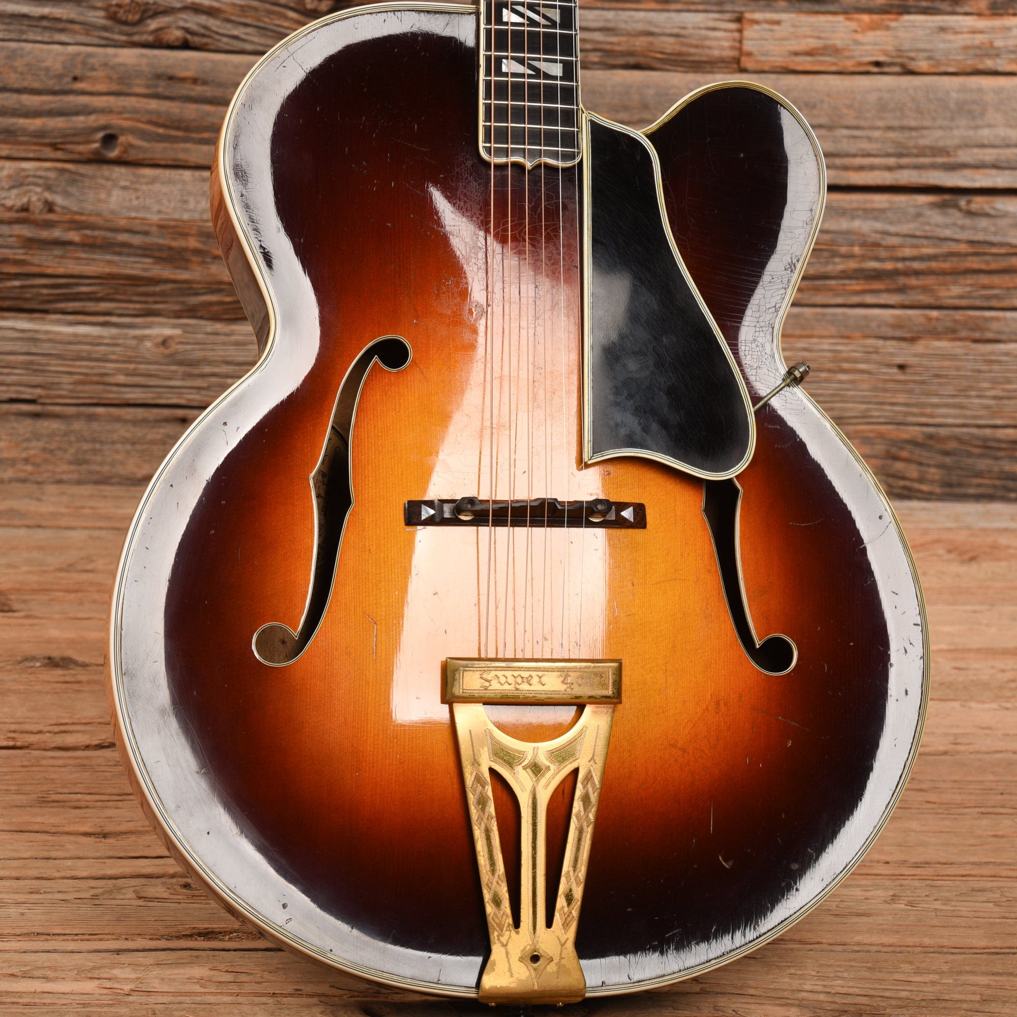 Gibson Super 400 Premier Sunburst 1939 – Chicago Music Exchange