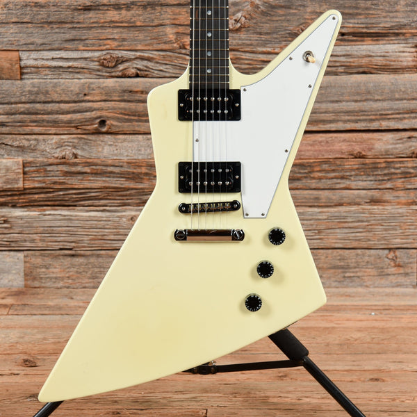 Gibson Explorer '76 Classic White 2004 – Chicago Music Exchange
