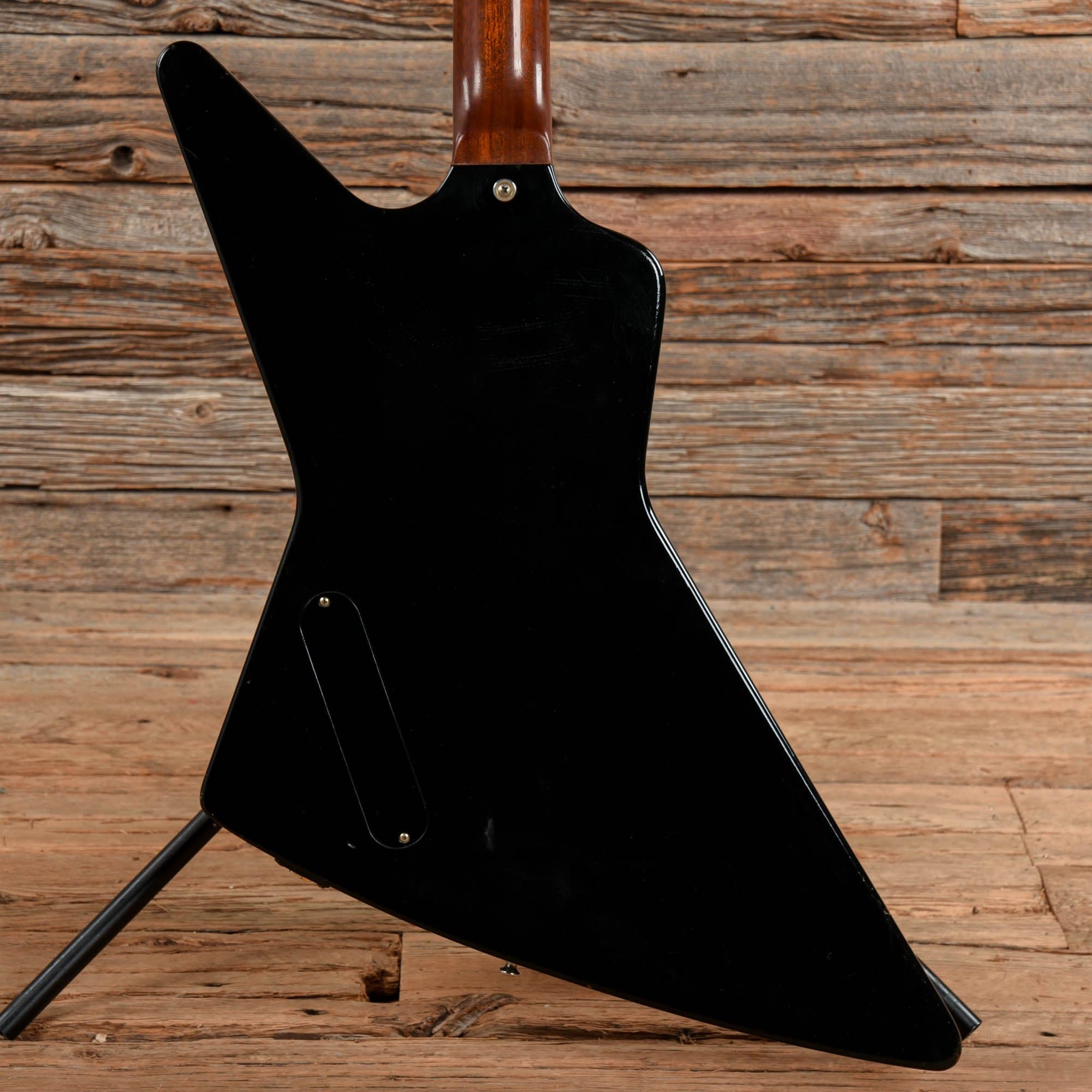 Gibson Explorer Black 1976 – Chicago Music Exchange