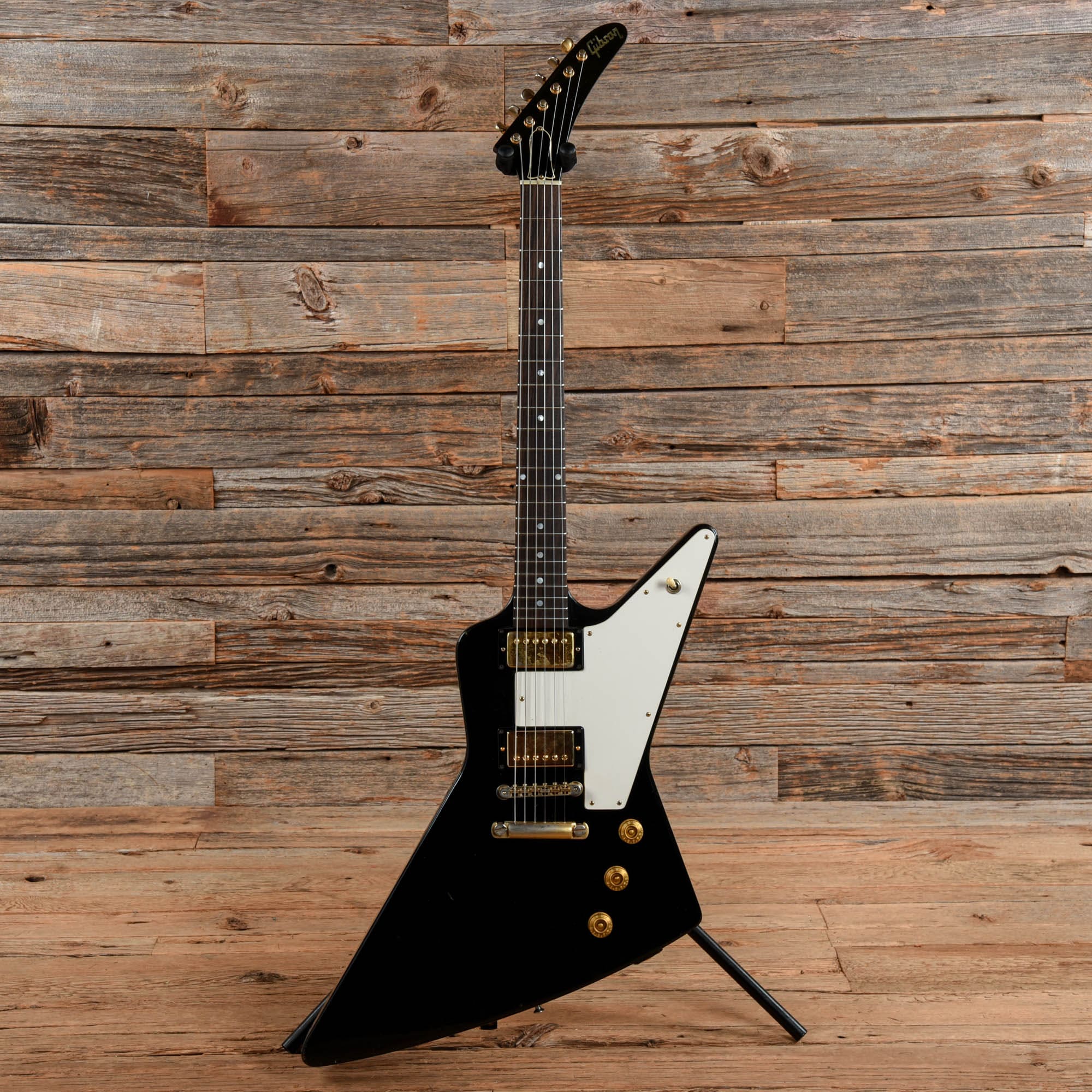 Gibson Explorer Black 1976 – Chicago Music Exchange