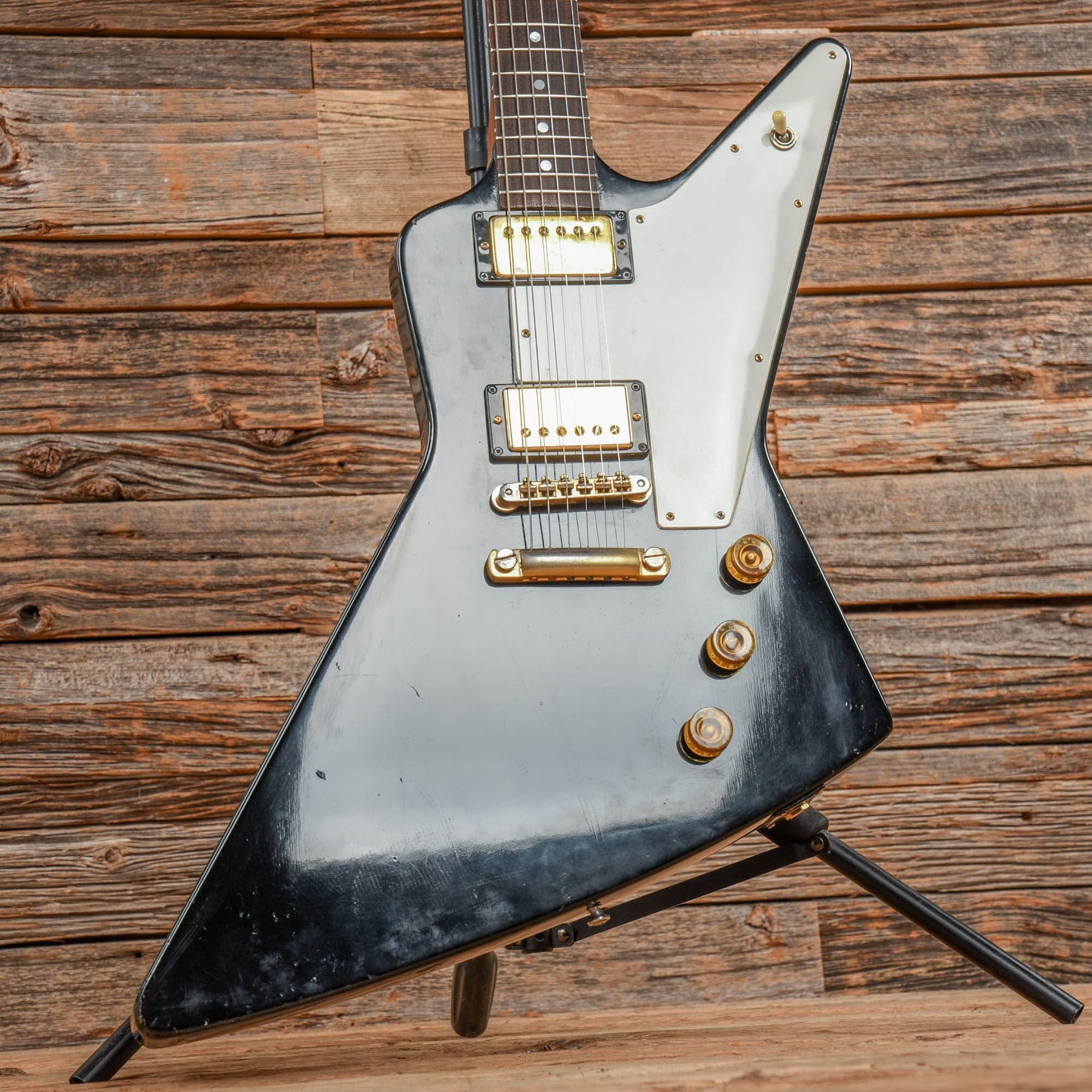Gibson Explorer Black 1976 – Chicago Music Exchange