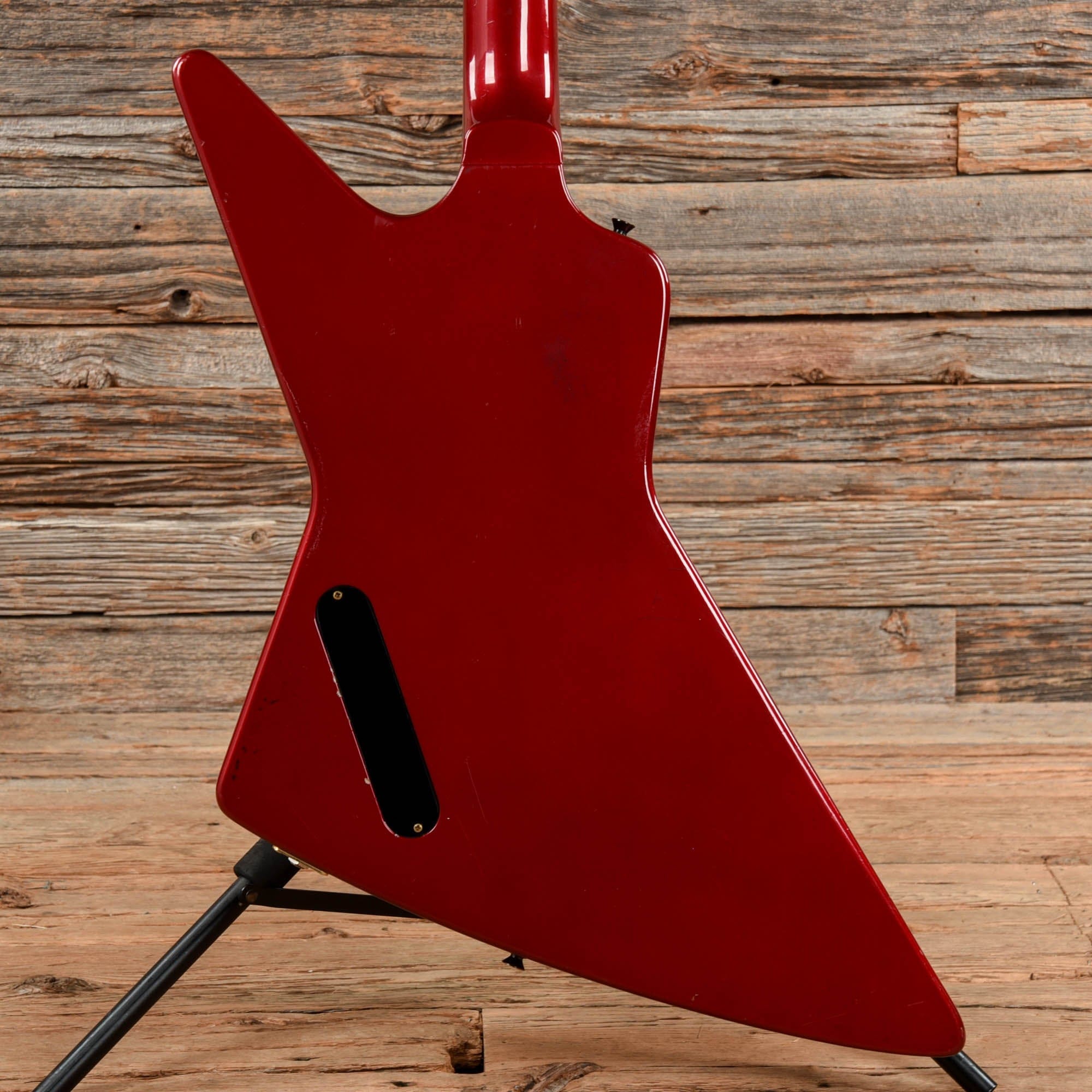 Gibson Explorer Cherry 1983 – Chicago Music Exchange