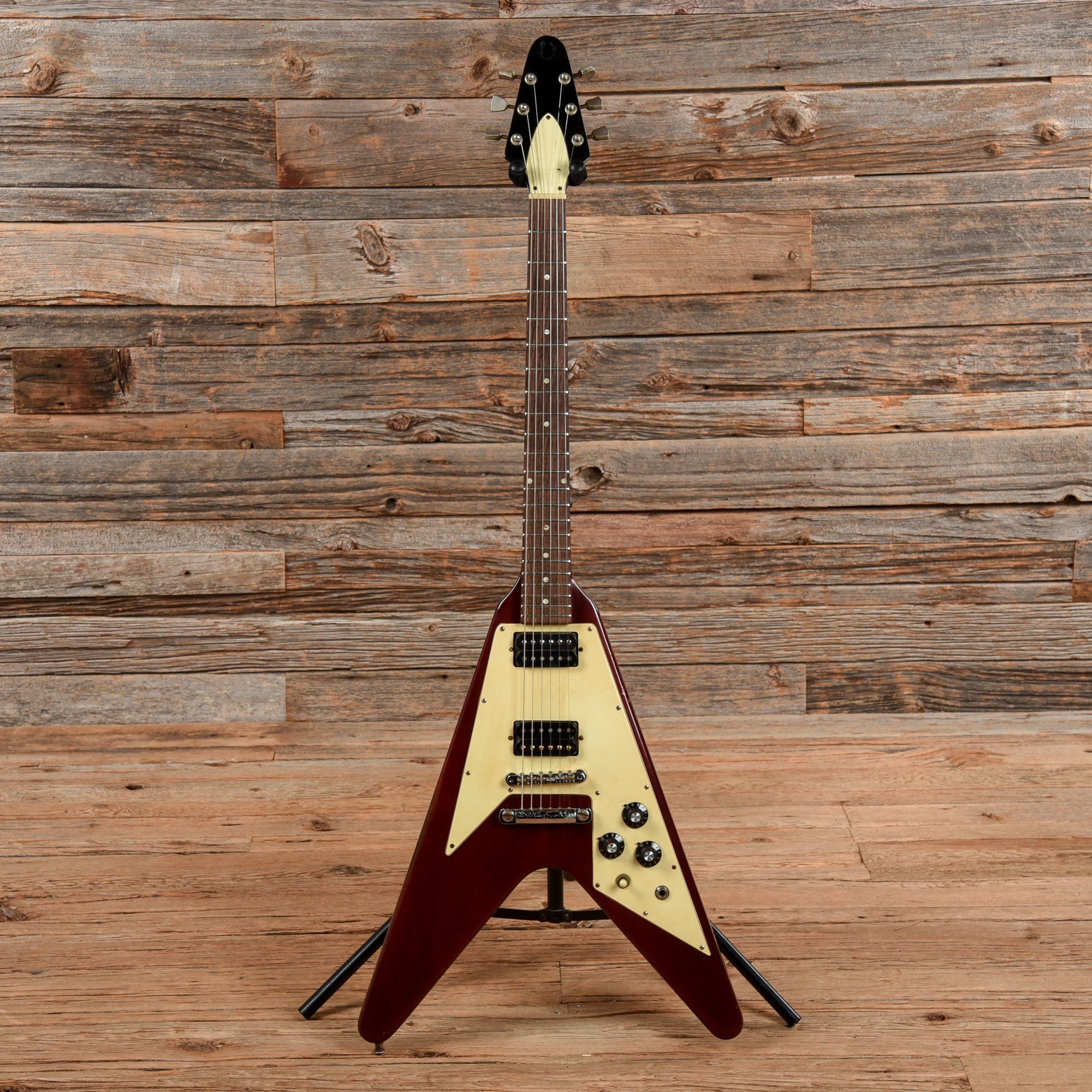 Gibson Flying V Cherry 1975 – Chicago Music Exchange