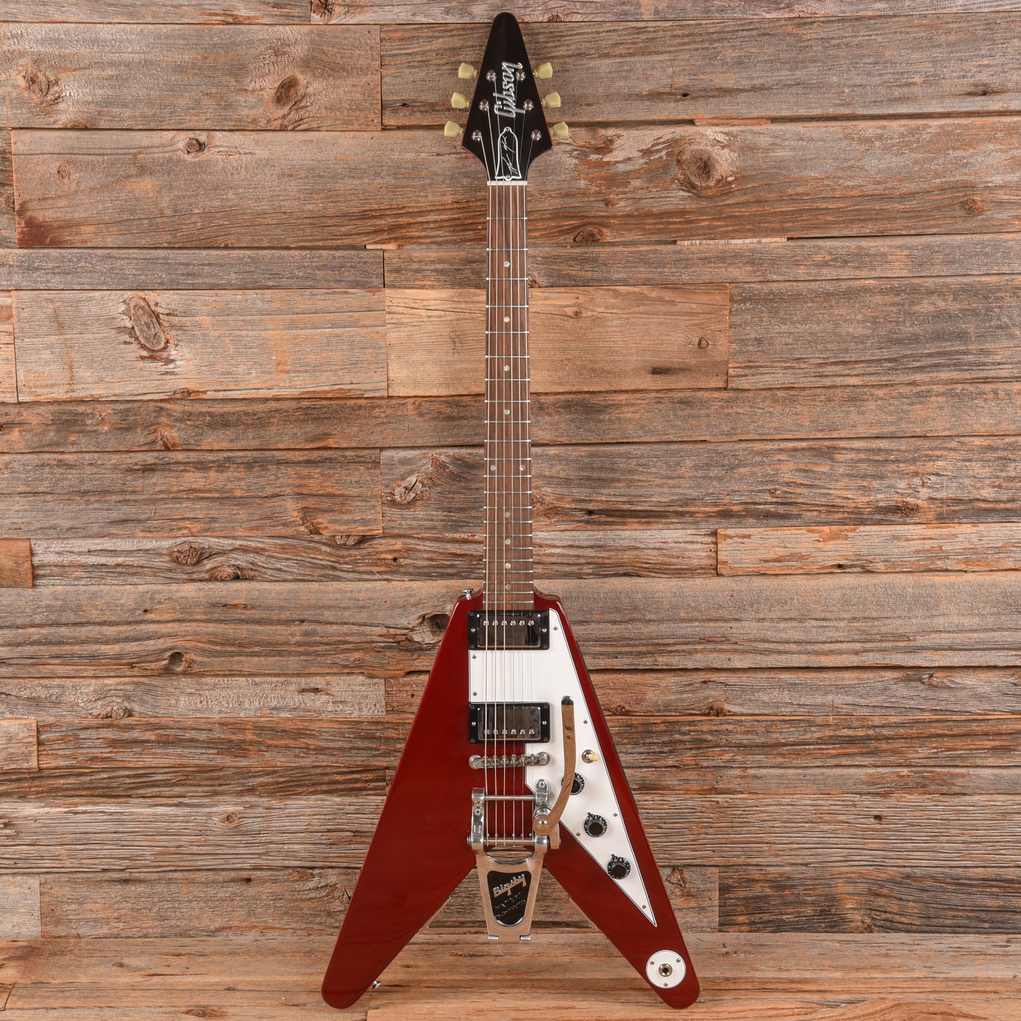 Gibson Lonnie Mack Flying V Cherry – Chicago Music Exchange