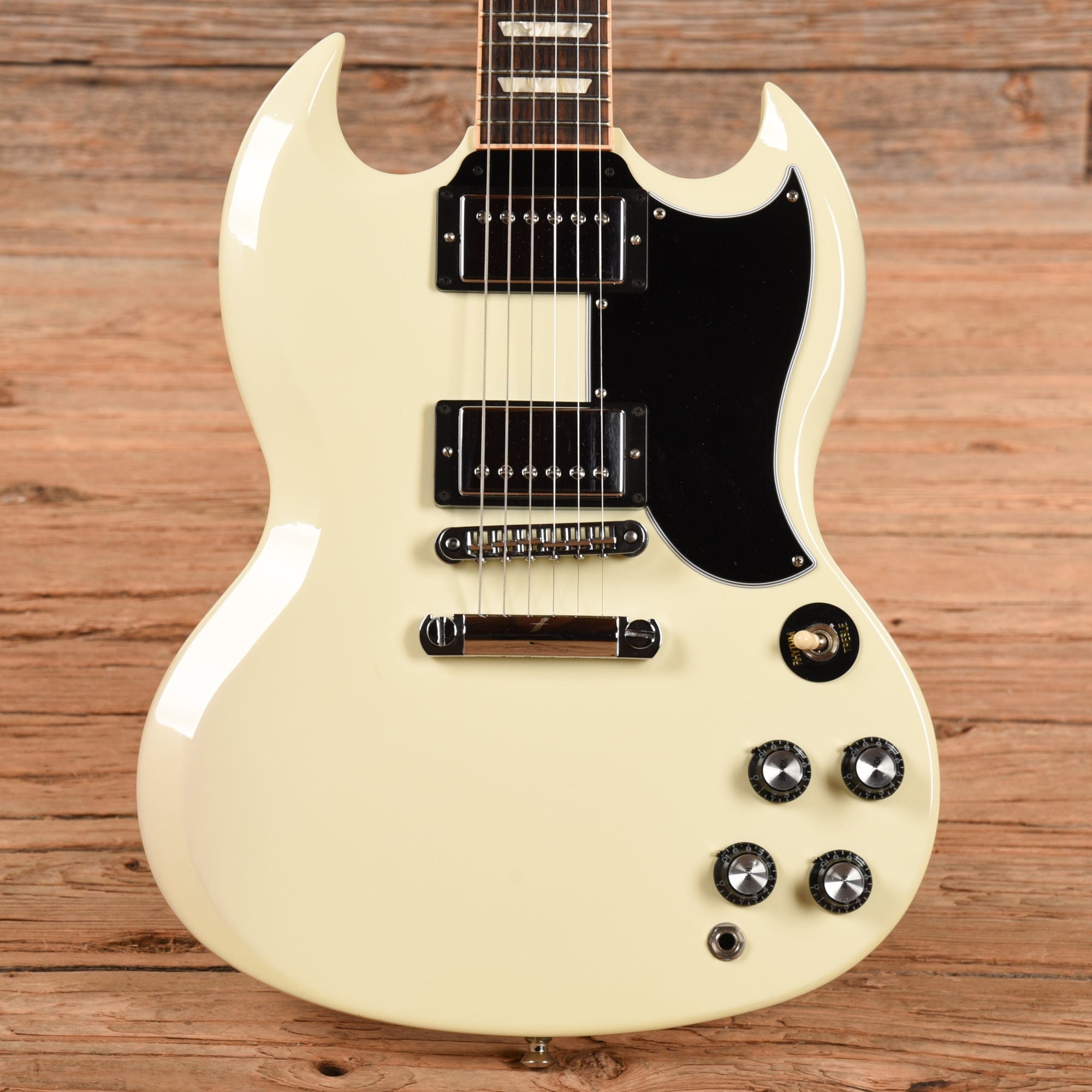 Gibson SG Standard White 2013 – Chicago Music Exchange