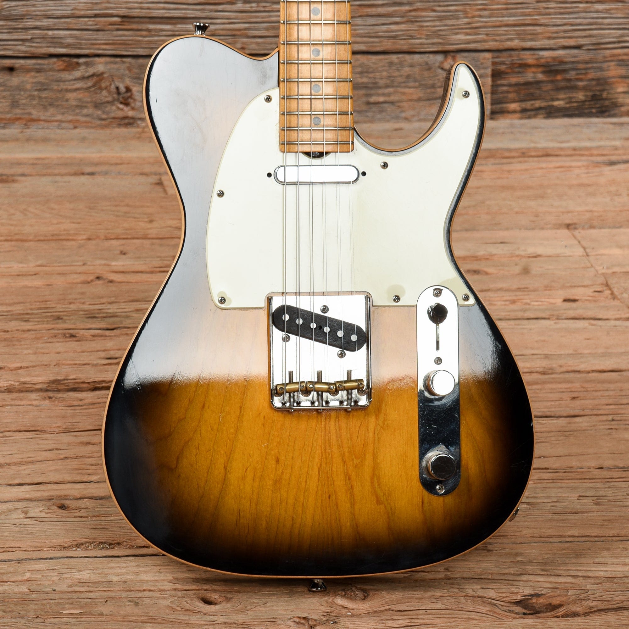 Grosh Guitars Retro Classic VT Sunburst – Chicago Music Exchange