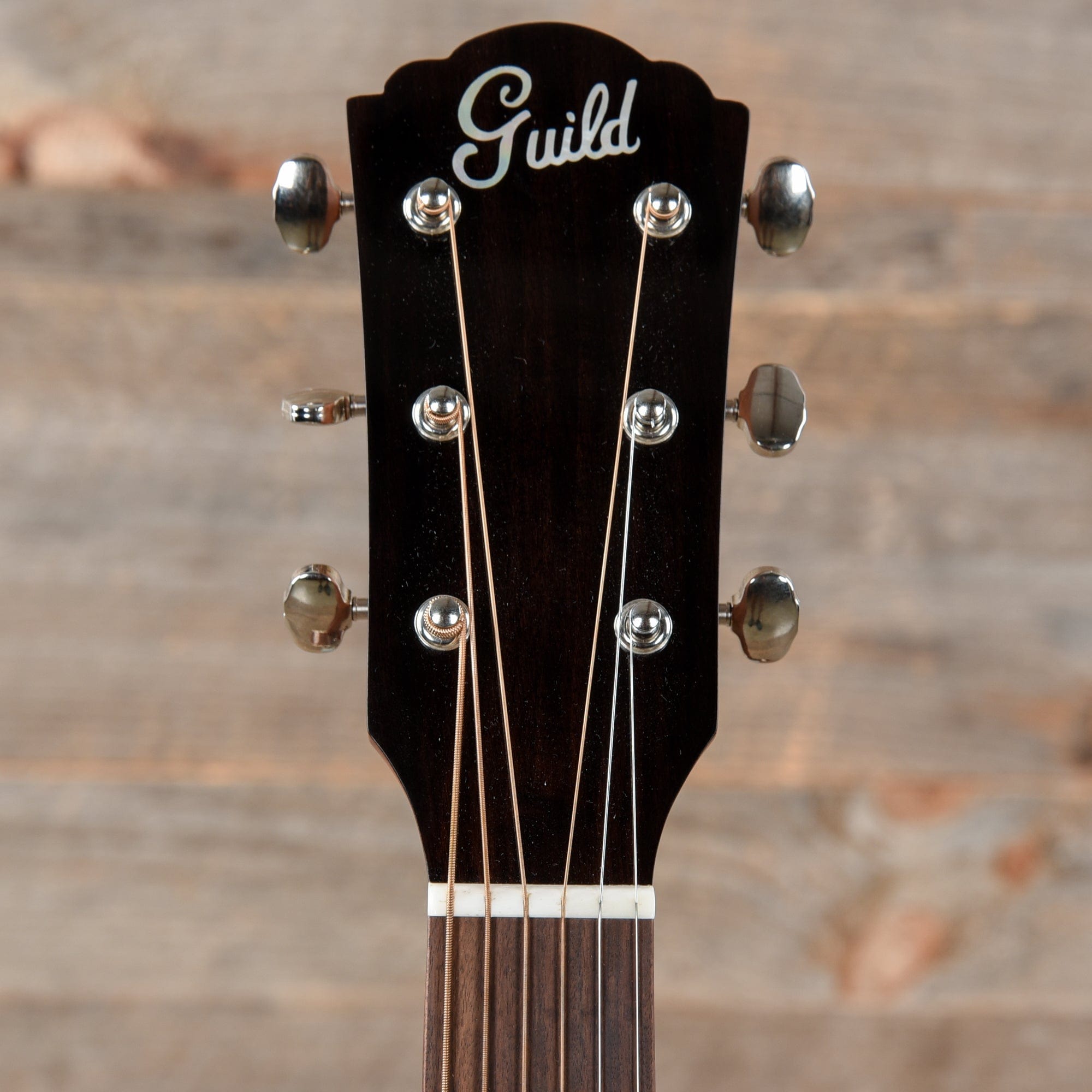 Guild Westerly DS-240 Memoir Dreadnought Slope Shoulder Vintage Sunbur ...