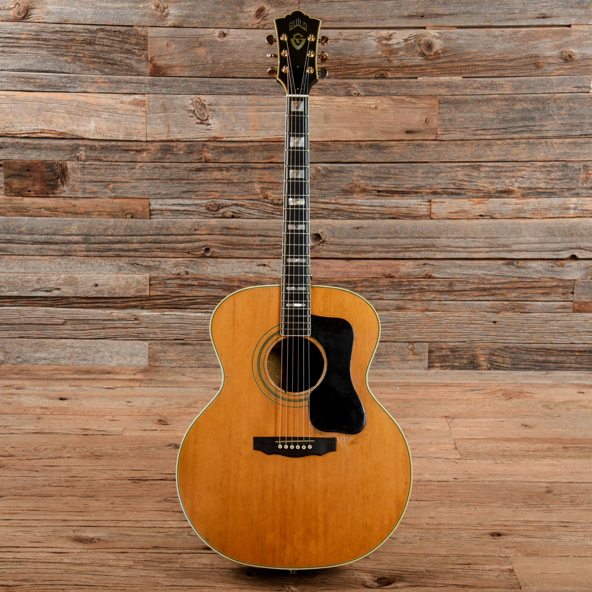 Guild F-50R Natural 1974 – Chicago Music Exchange