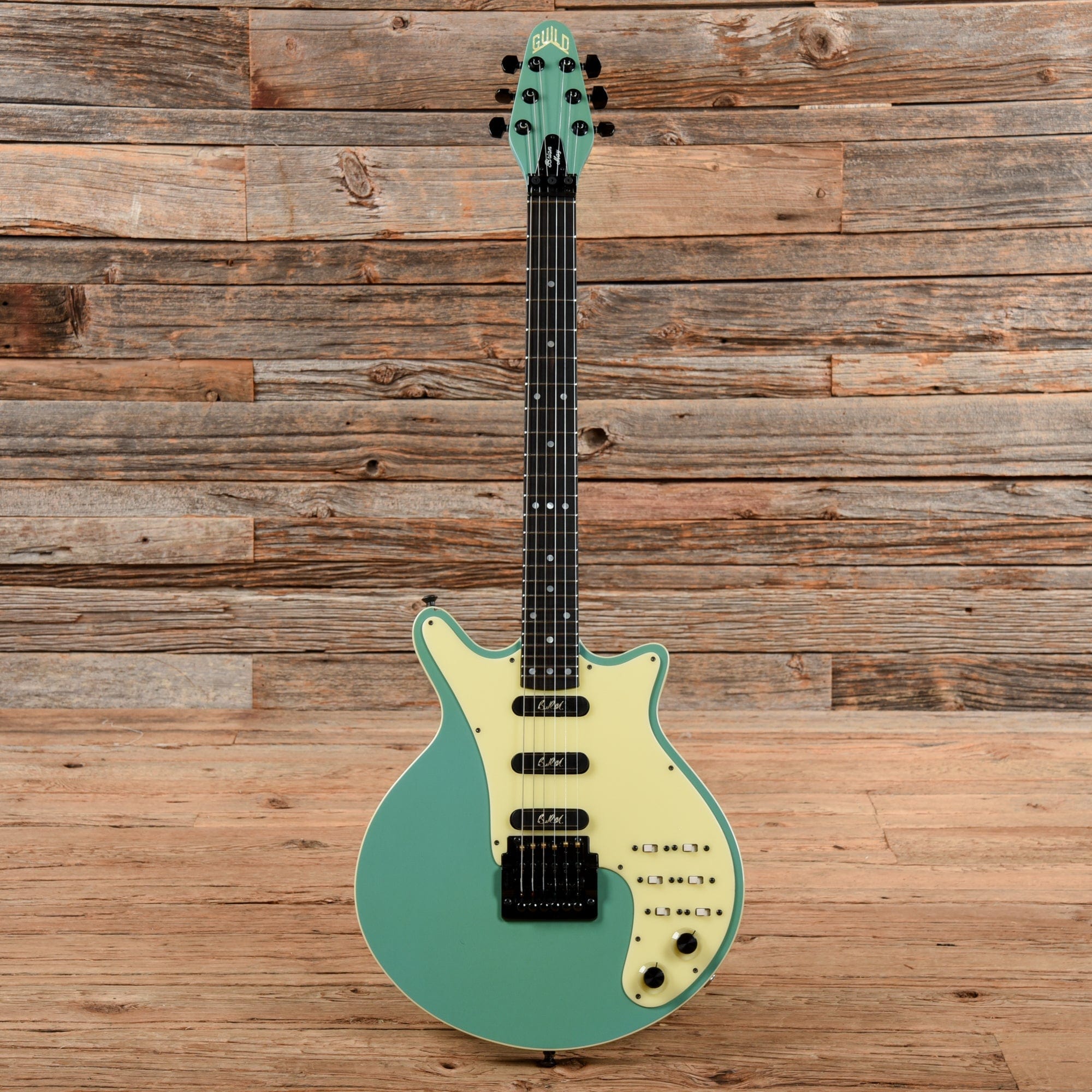 Guild BHM1 Brian May Signature Sea Foam Green 1984 – Chicago Music Exchange