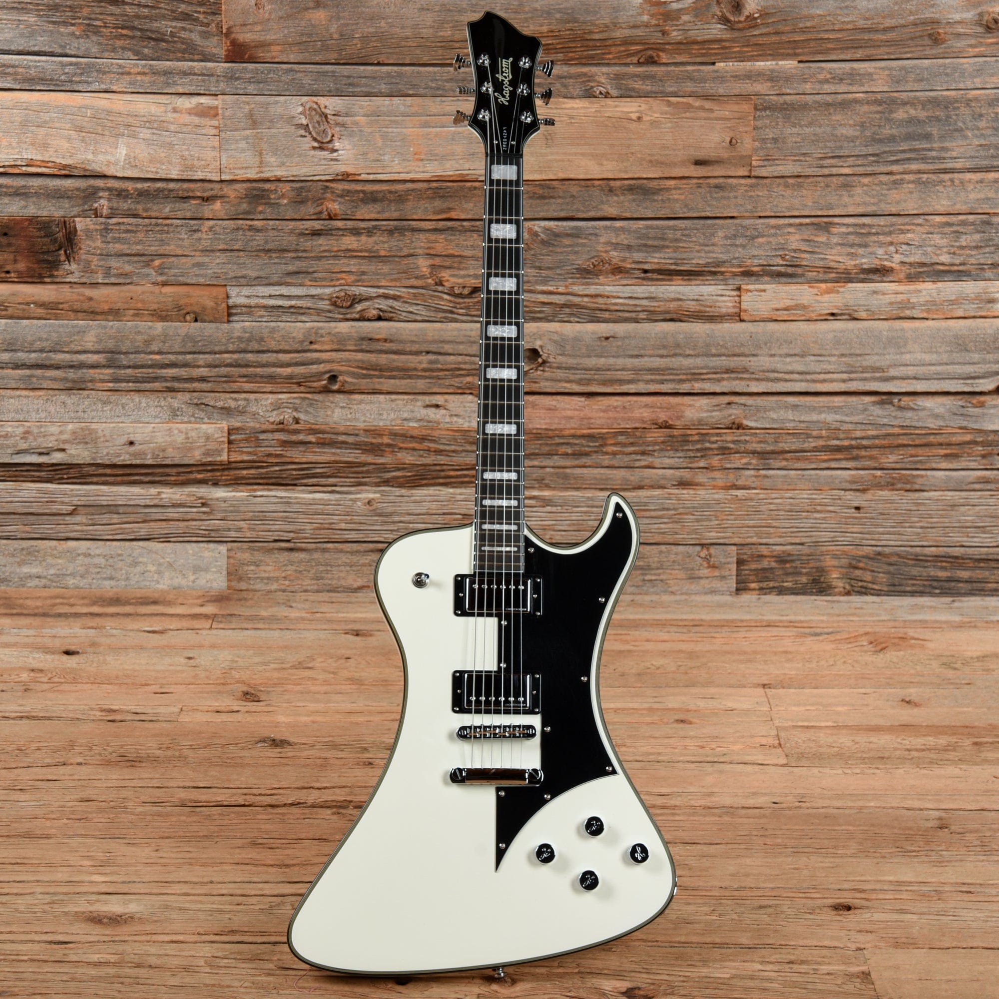 Hagstrom Fantomen White 2019 – Chicago Music Exchange