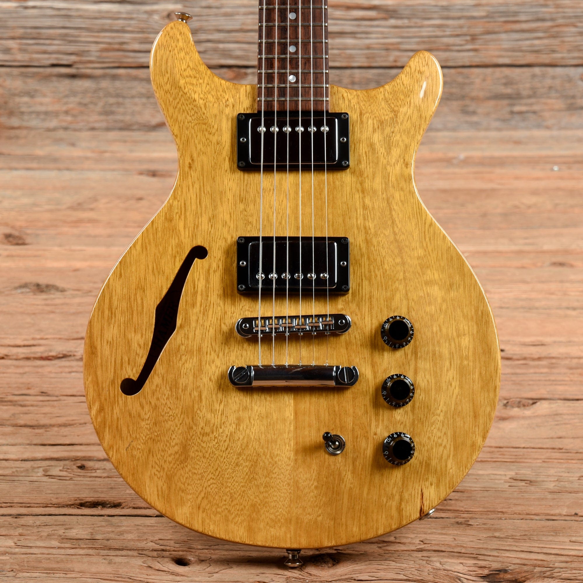 Hamer Artist Natural – Chicago Music Exchange