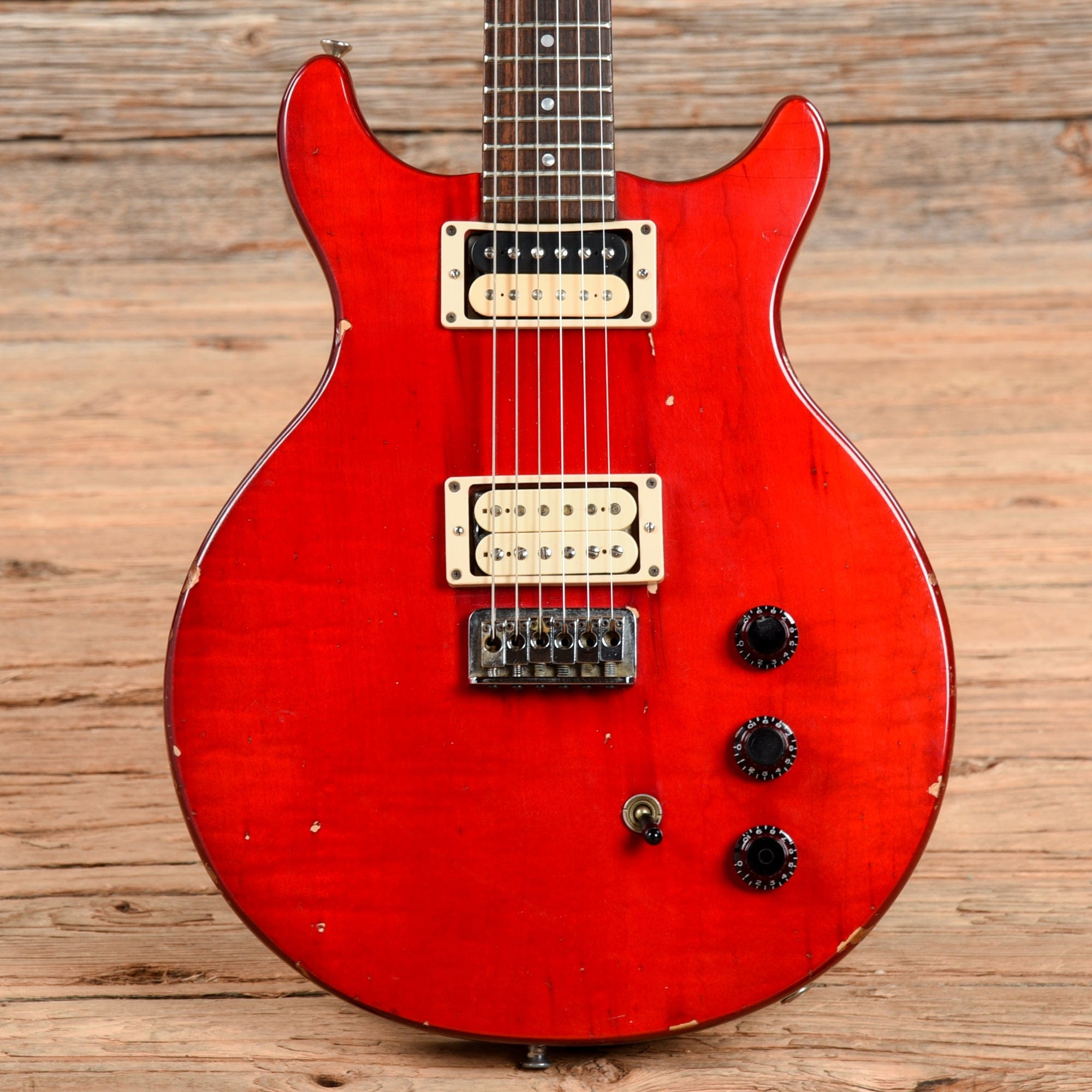 Hamer Special Cherry 1982 – Chicago Music Exchange