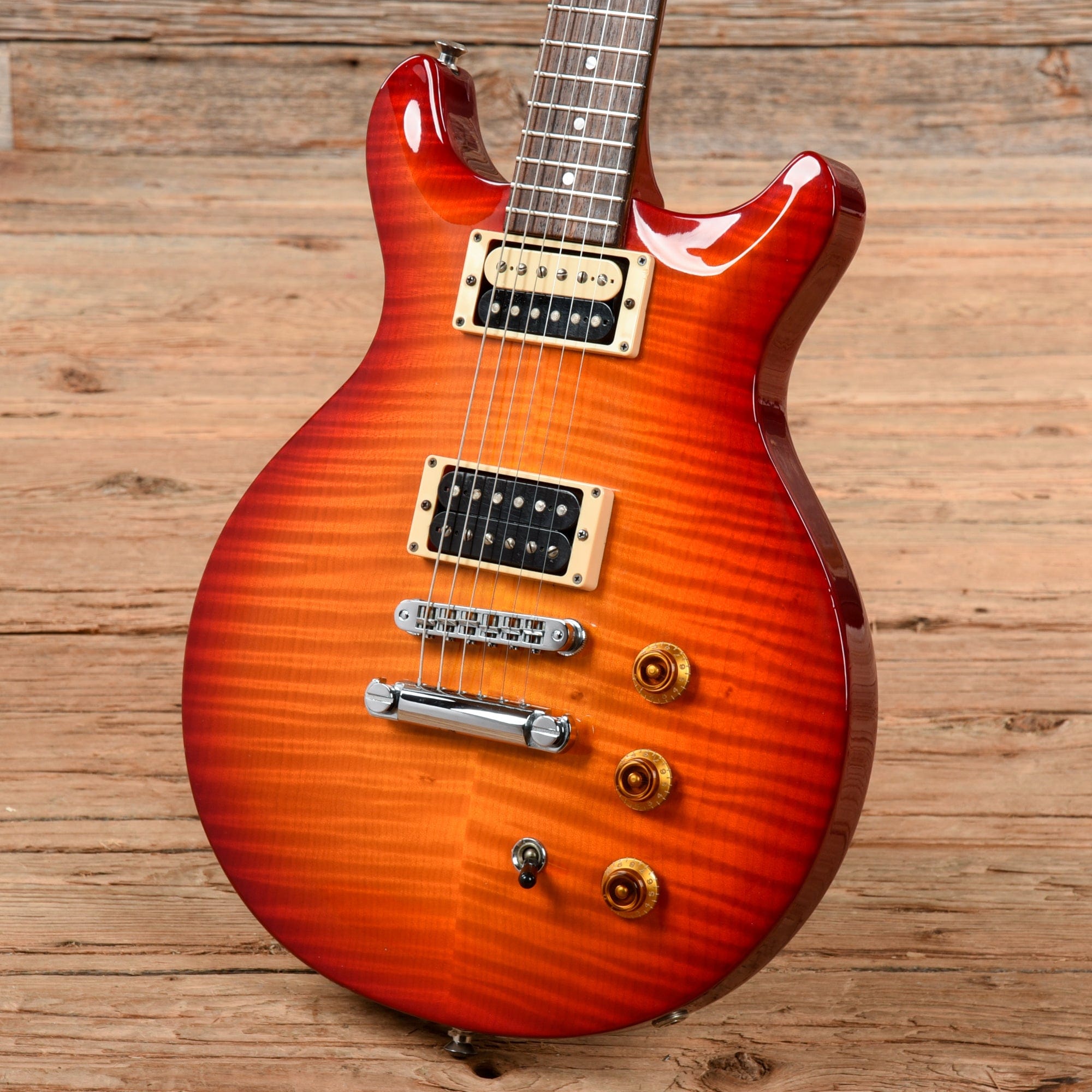 Hamer Studio Archtop Cherry Sunburst – Chicago Music Exchange