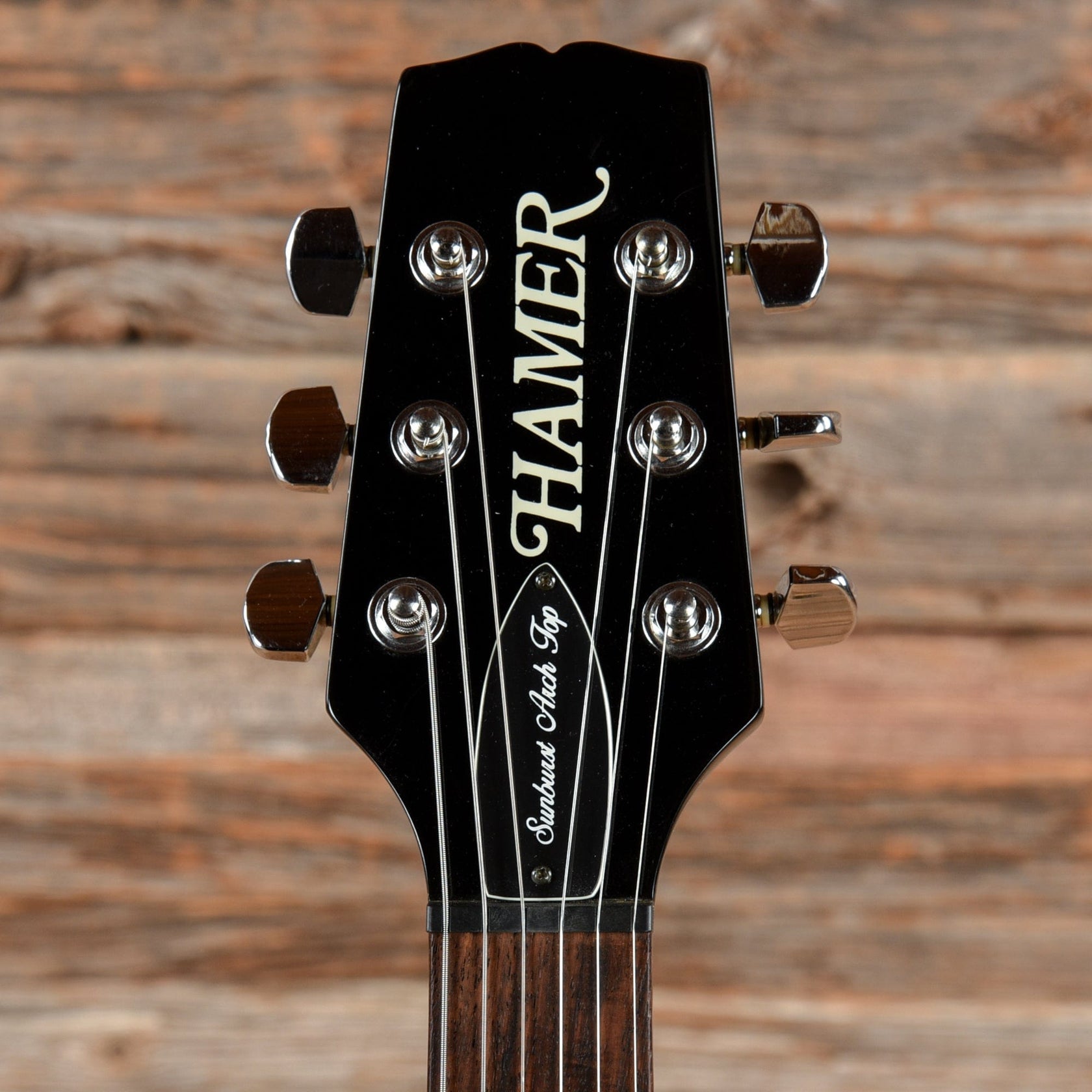 Hamer Sunburst Archtop Black 1994 – Chicago Music Exchange