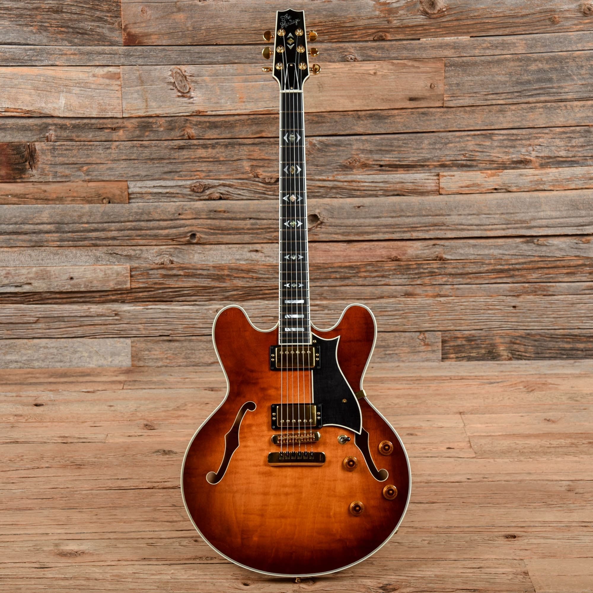 Heritage H-555 Almond Burst 2005 – Chicago Music Exchange