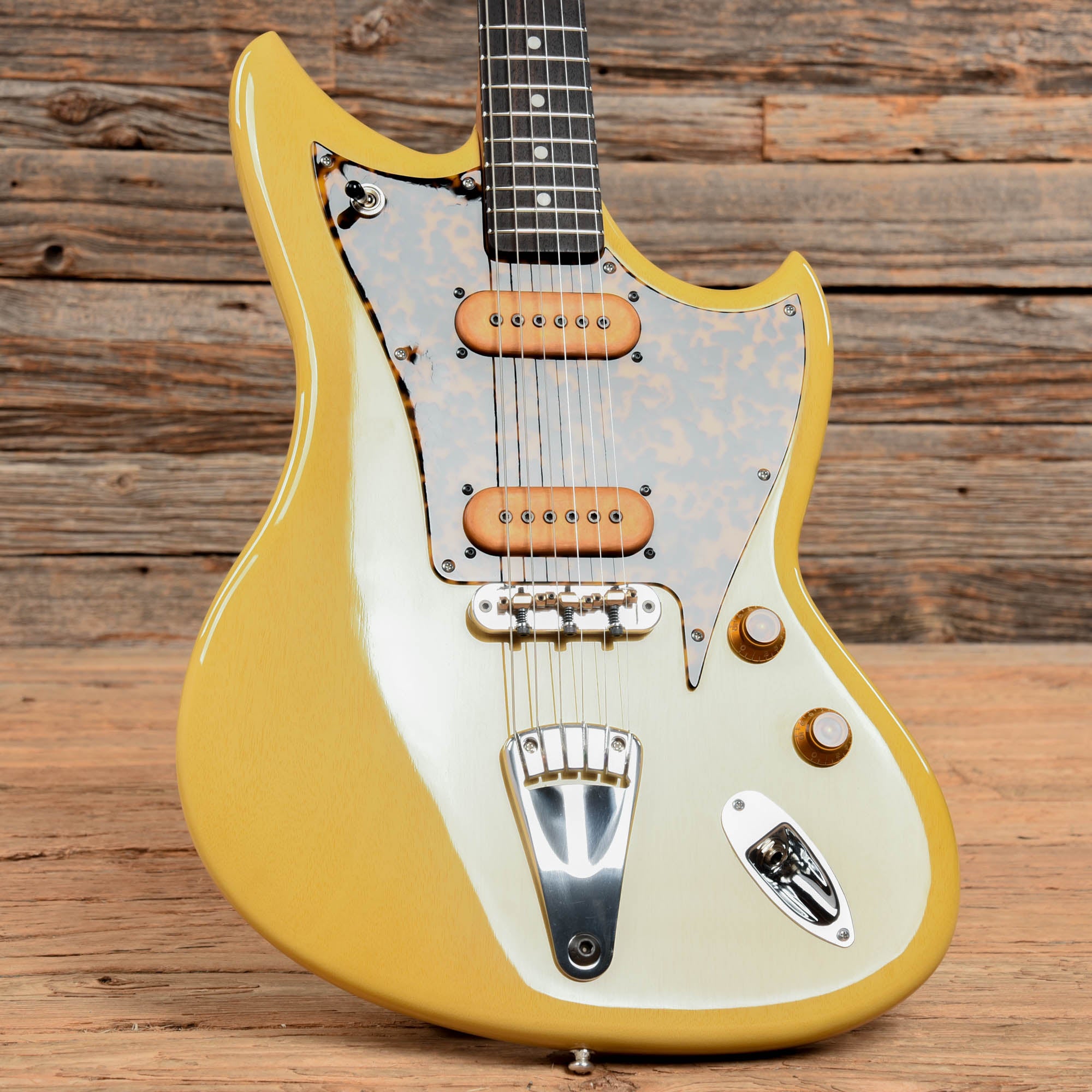 High Spirit Red Tail Hawk Blonde – Chicago Music Exchange