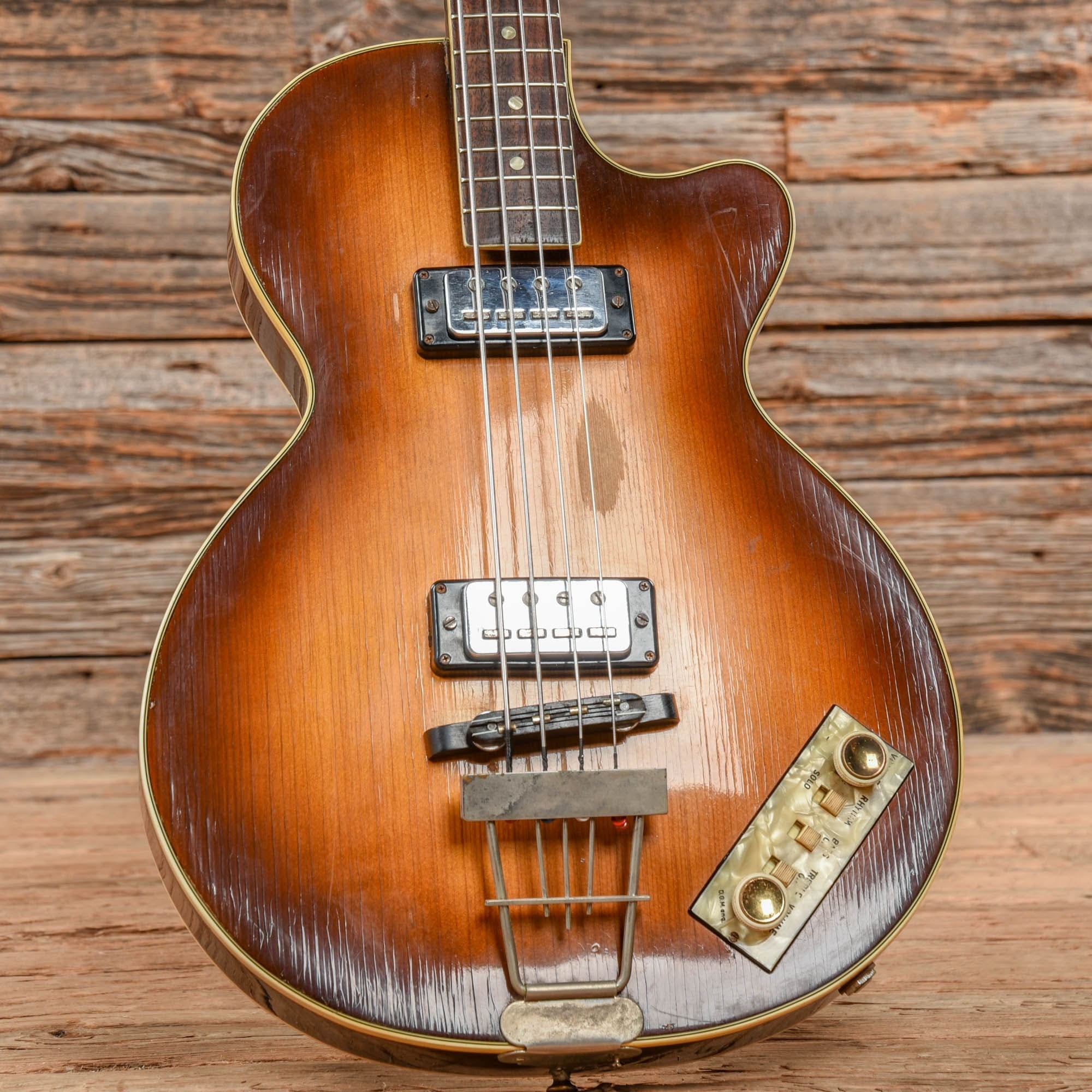 Hofner Club Bass Sunburst 1960s – Chicago Music Exchange