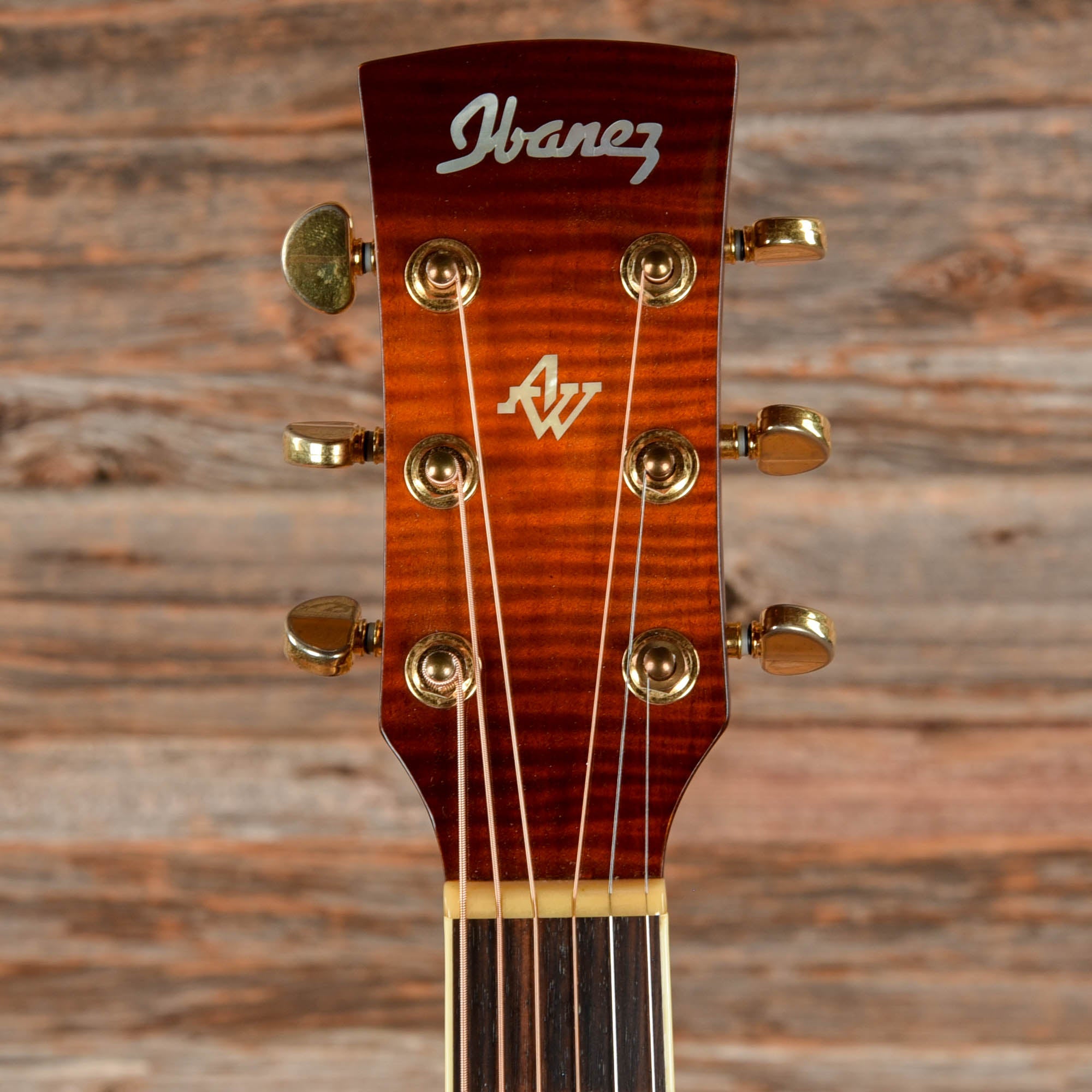 Ibanez AJ200ECE Artwood Jumbo Sunburst – Chicago Music Exchange