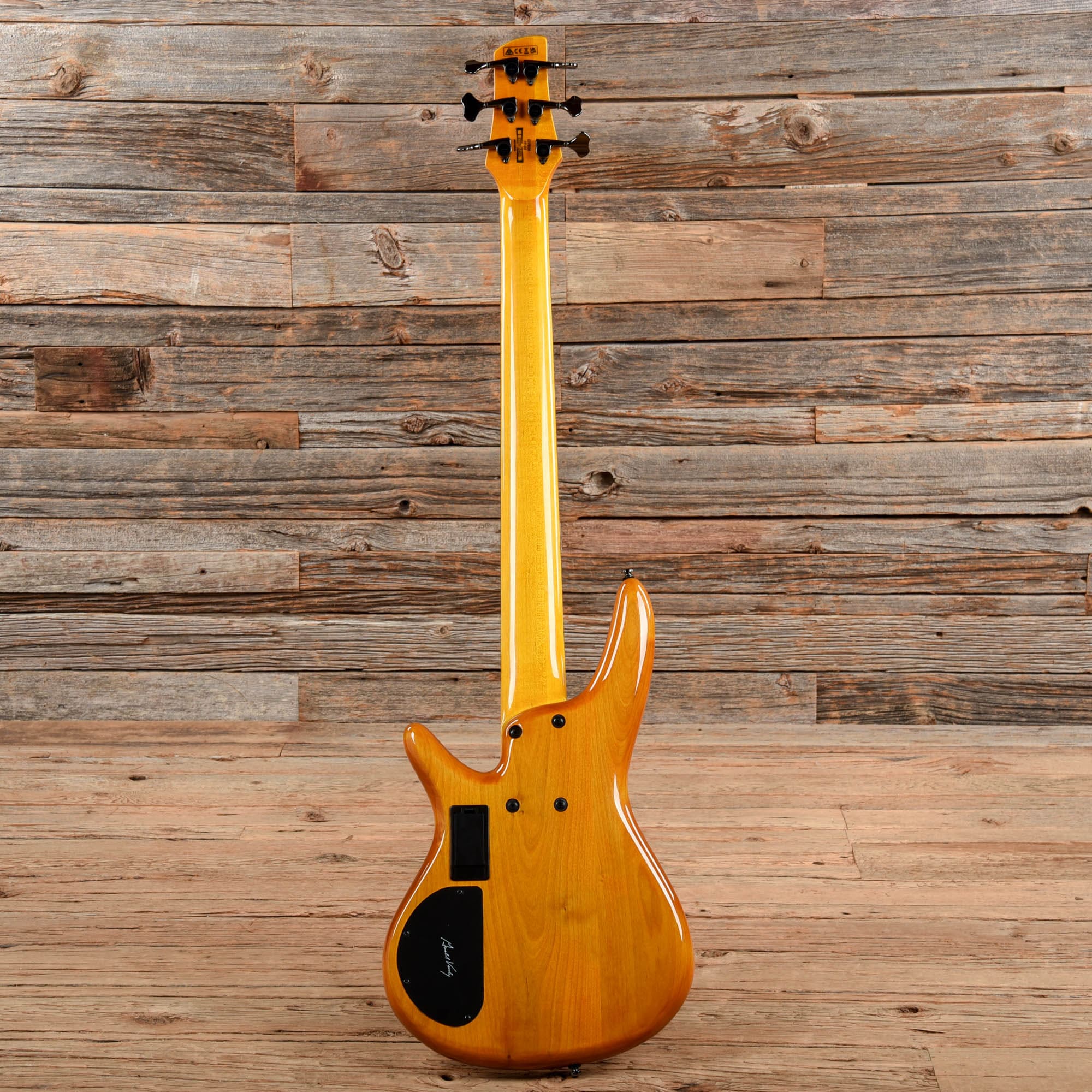 Ibanez Gerald Veasley Signature GVB36 Amber – Chicago Music Exchange