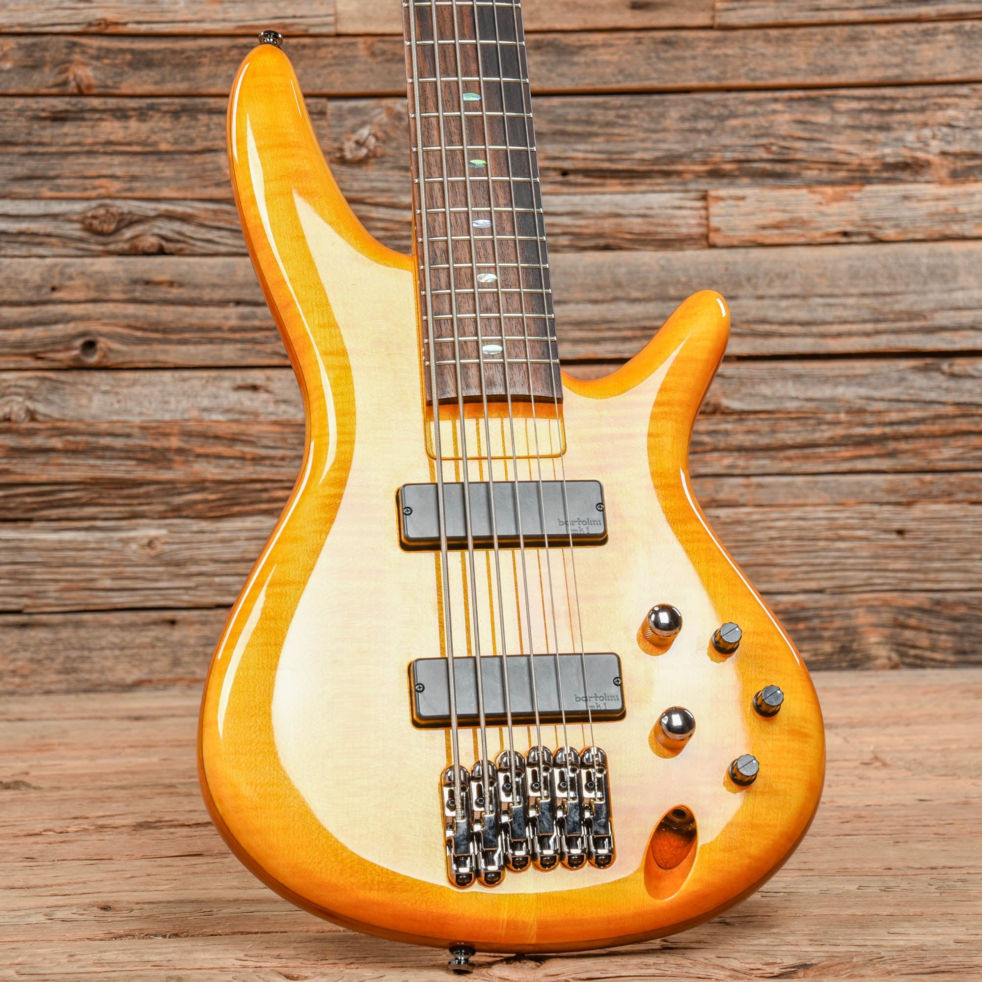 Ibanez Gerald Veasley Signature GVB36 Amber – Chicago Music Exchange