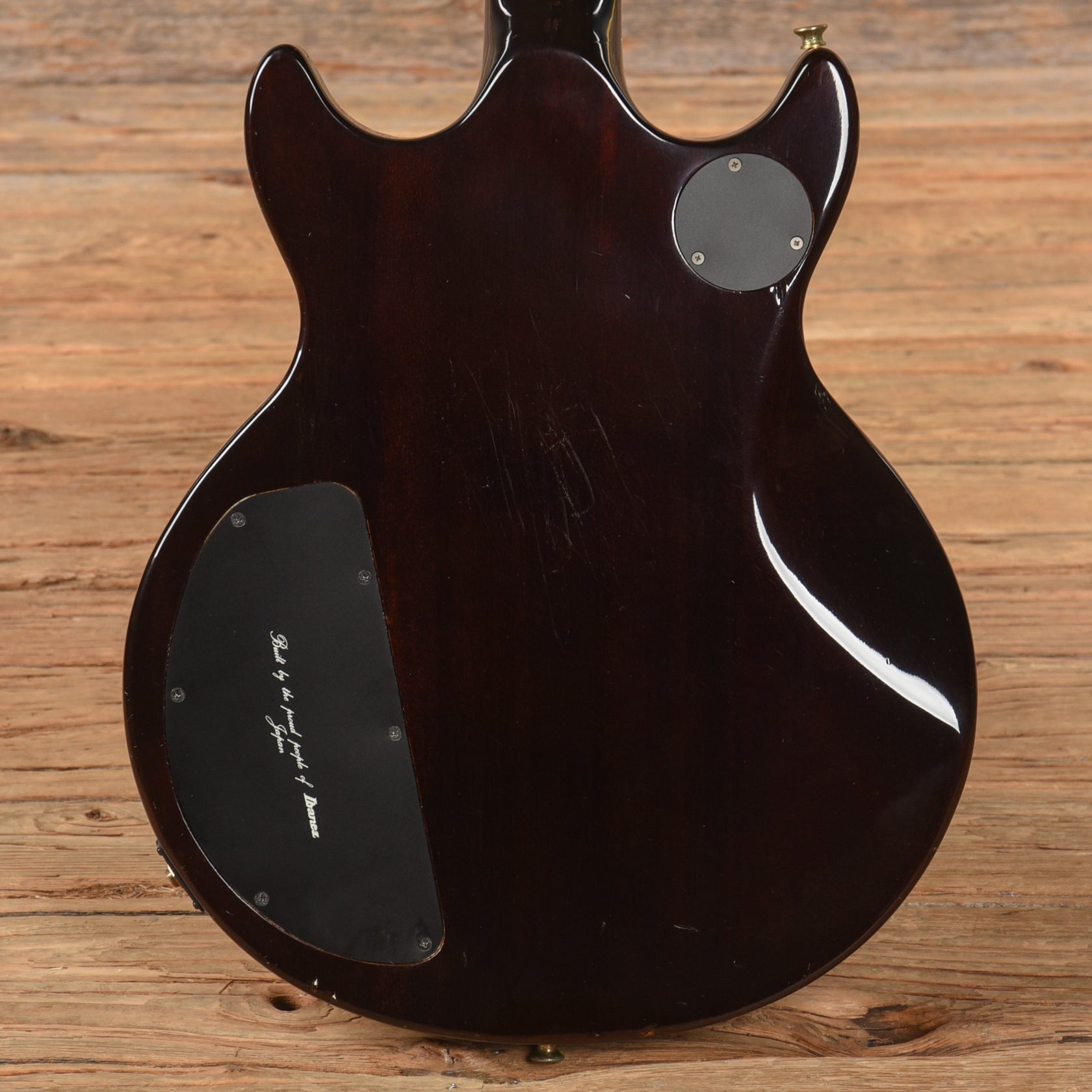 Ibanez Artist AR300 Violin Burst 1981 – Chicago Music Exchange
