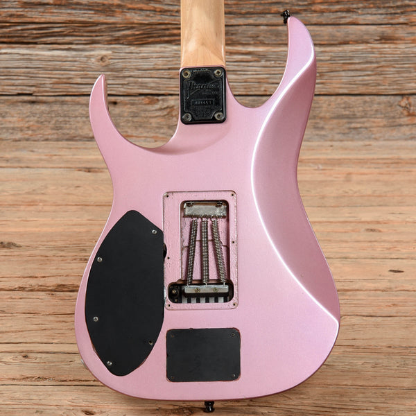 Ibanez HSS Guitar Metallic Pink – Chicago Music Exchange